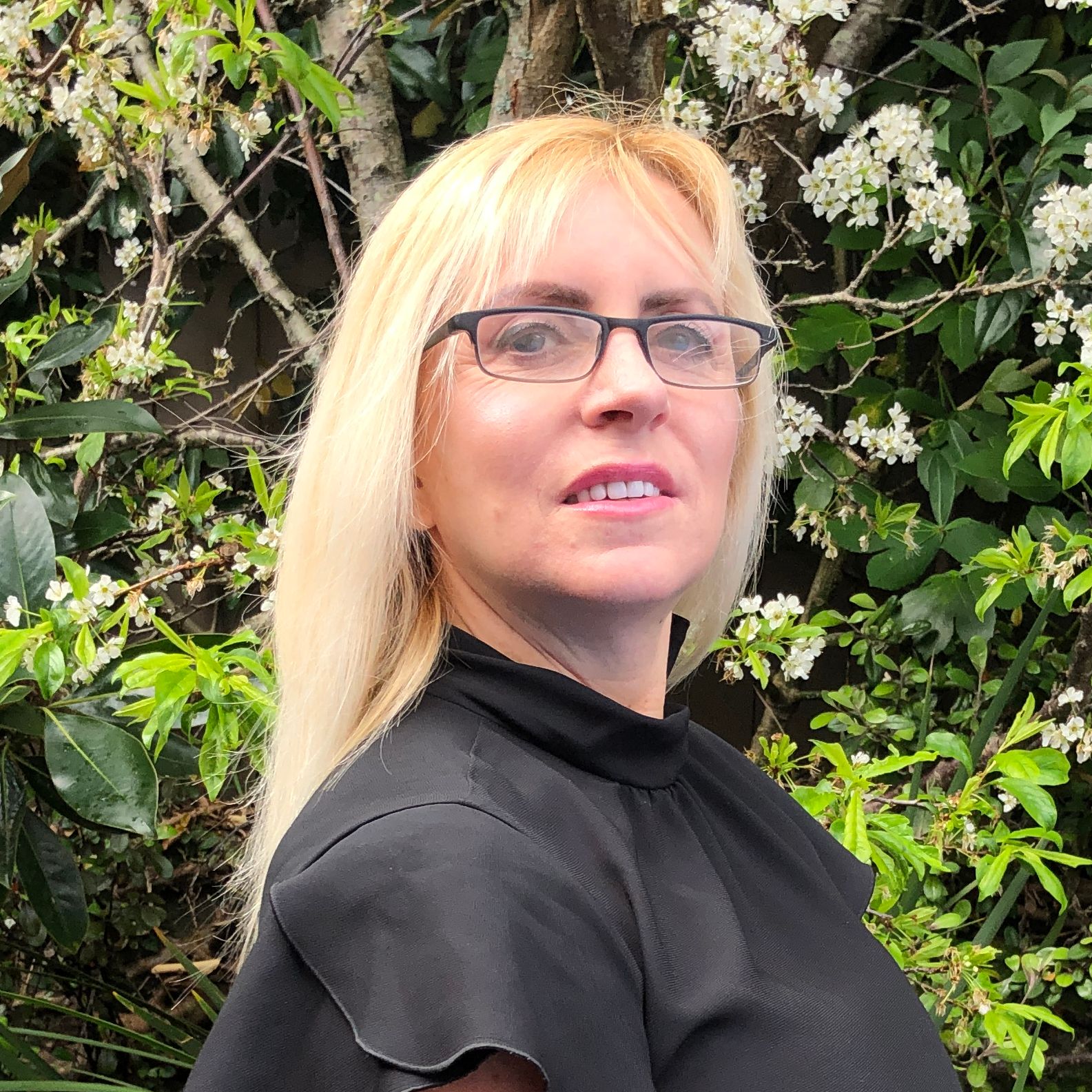 Tracy Taylor - Licensee Salesperson - Ray White Devonport