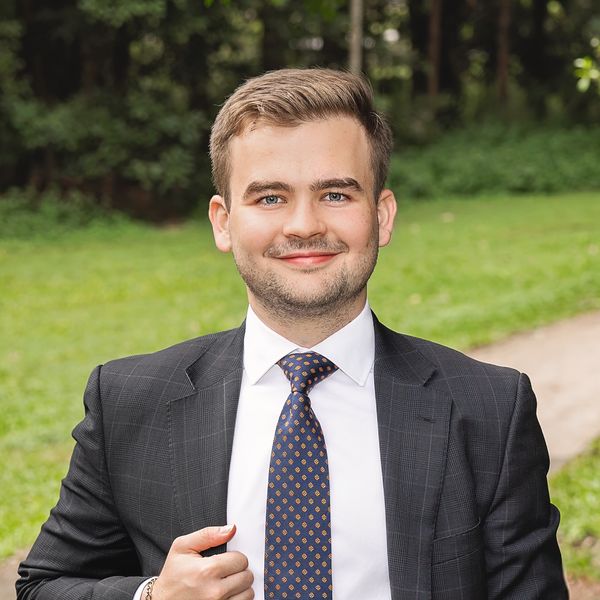 Michael Bagnall • Ray White