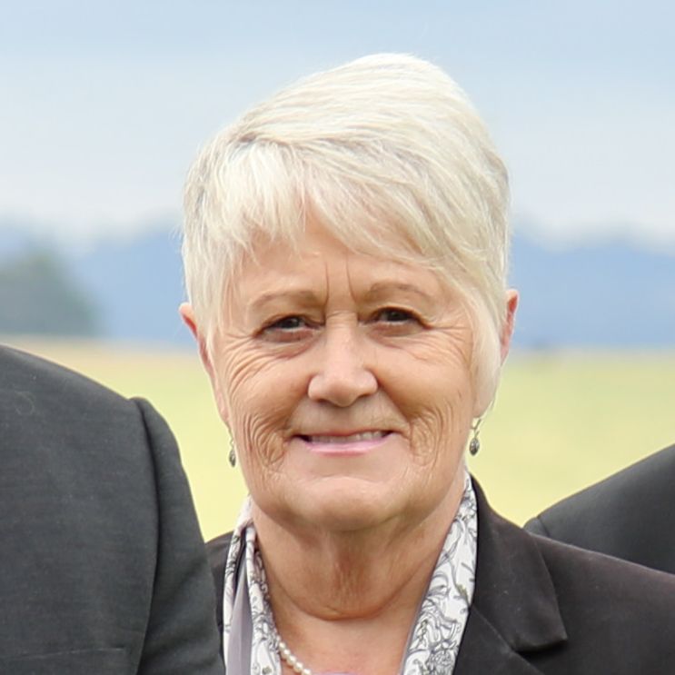 Libby Talbot • Ray White