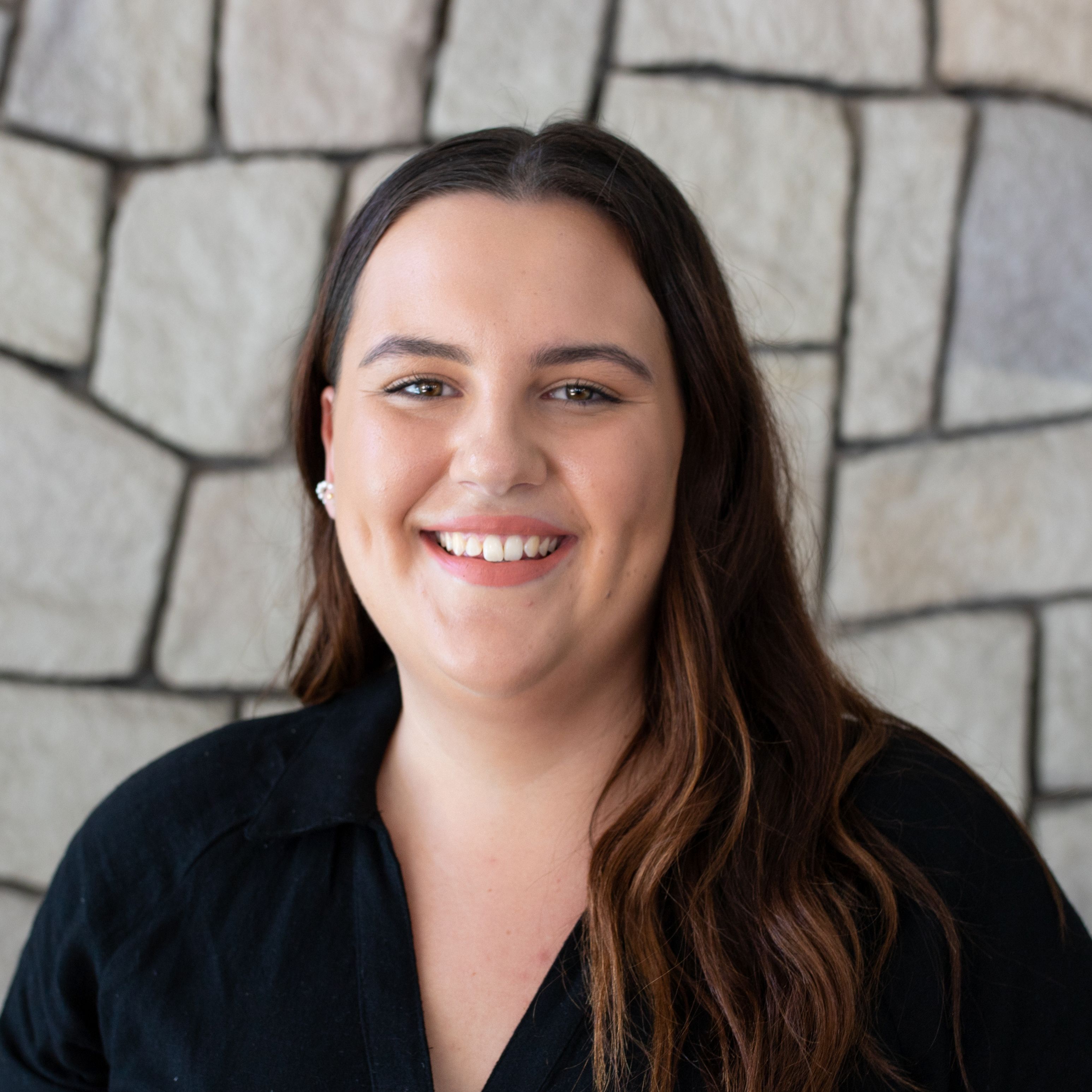 Ashlee Robinson - Assistant Property Manager - Ray White Port Douglas