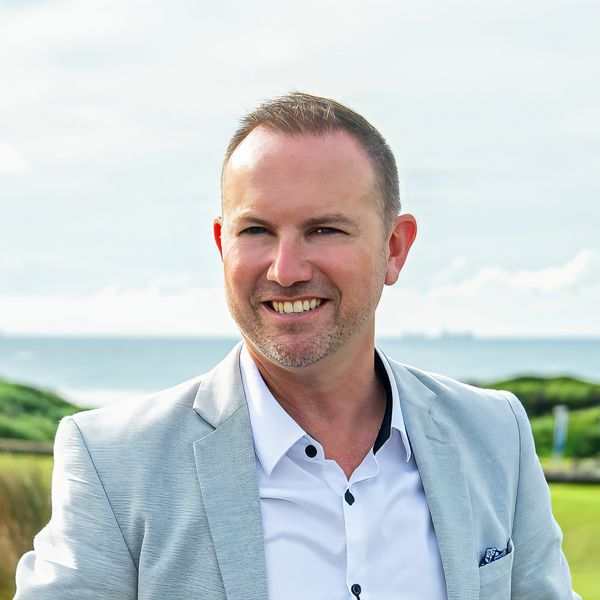 Ty Zink • Ray White