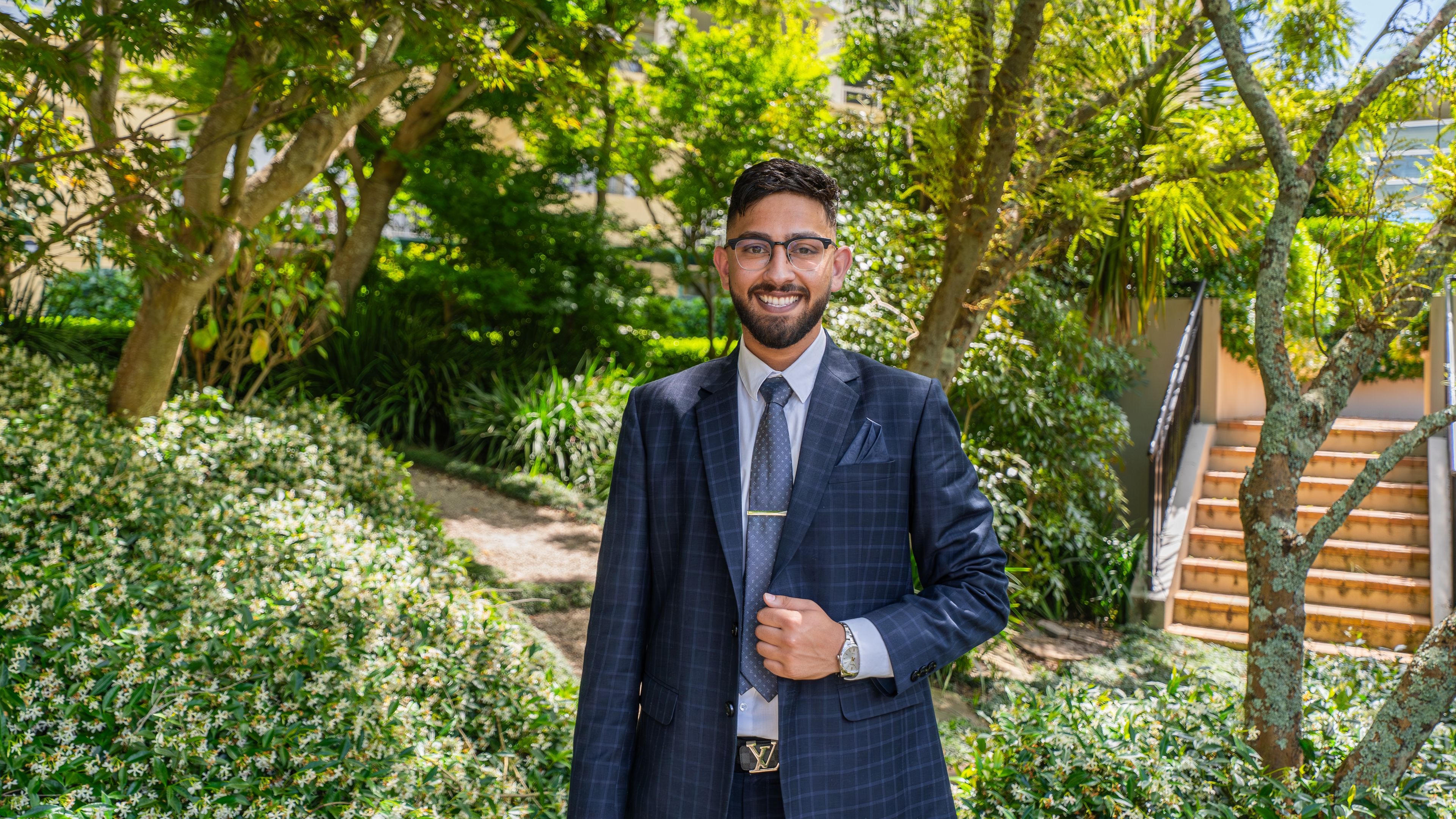 Tiku Patel - Licensee Salesperson - Ray White Parnell