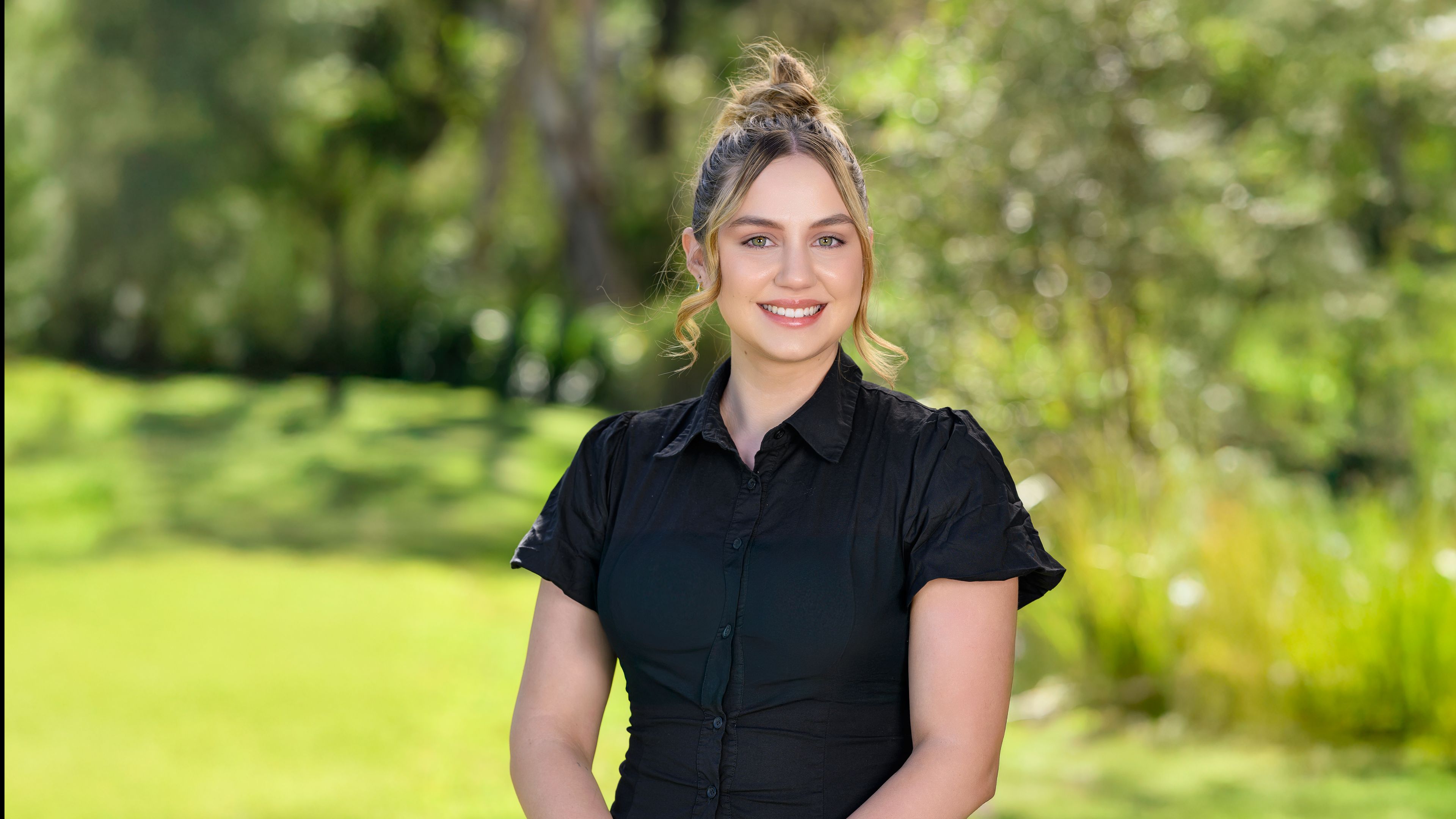 Amber Wright - Sales Associate to Jacinta Swart - Ray White Rockhampton