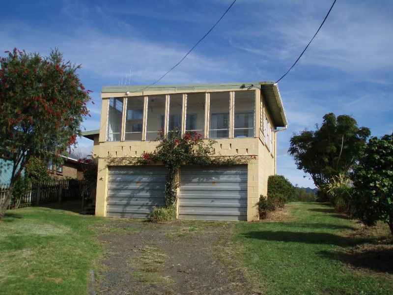 , RAGLAN, – Home For Rent • Ray White New Zealand