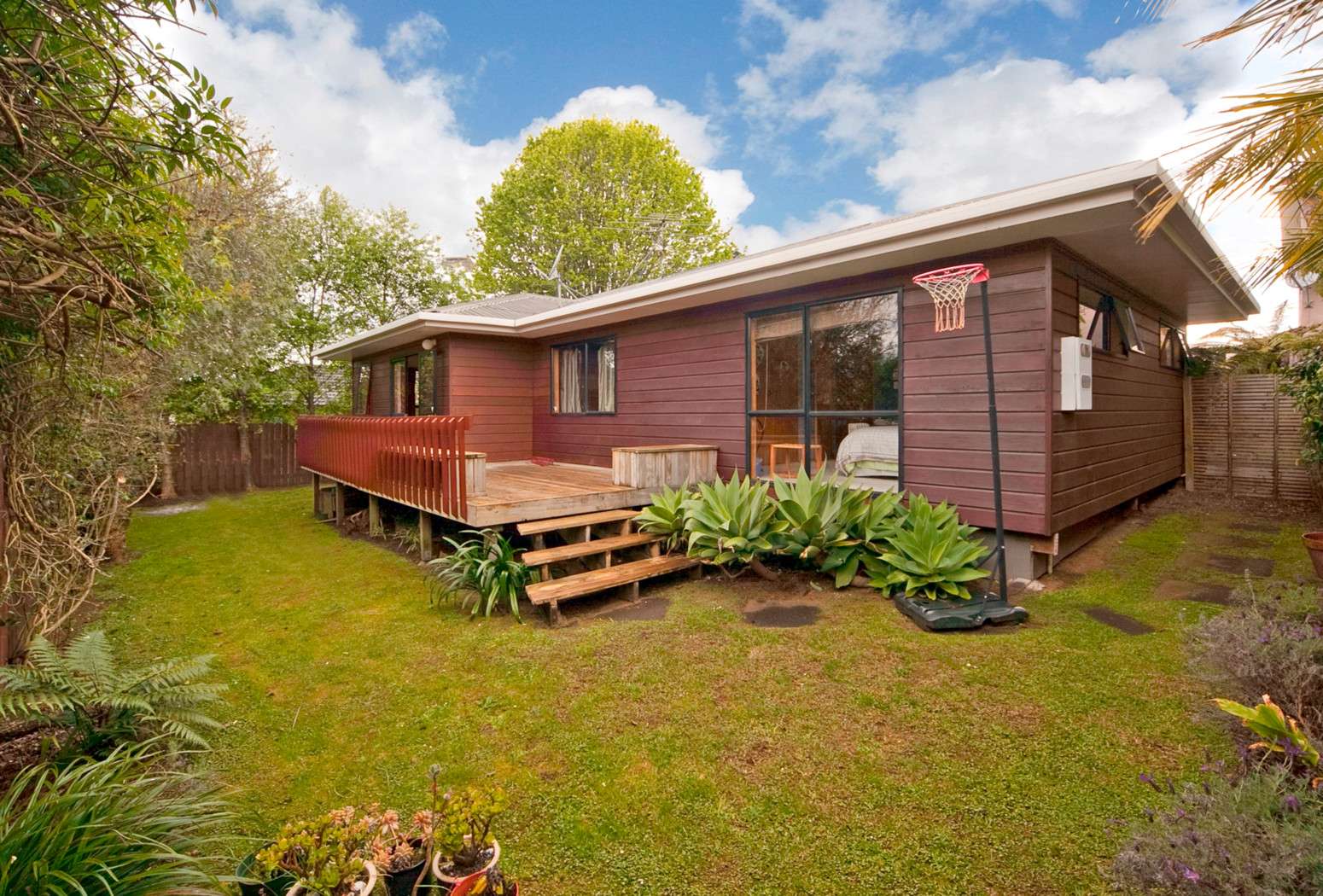 26a Ennismore Road, Mt Albert, Auckland City | Real Estate | Ray White ...