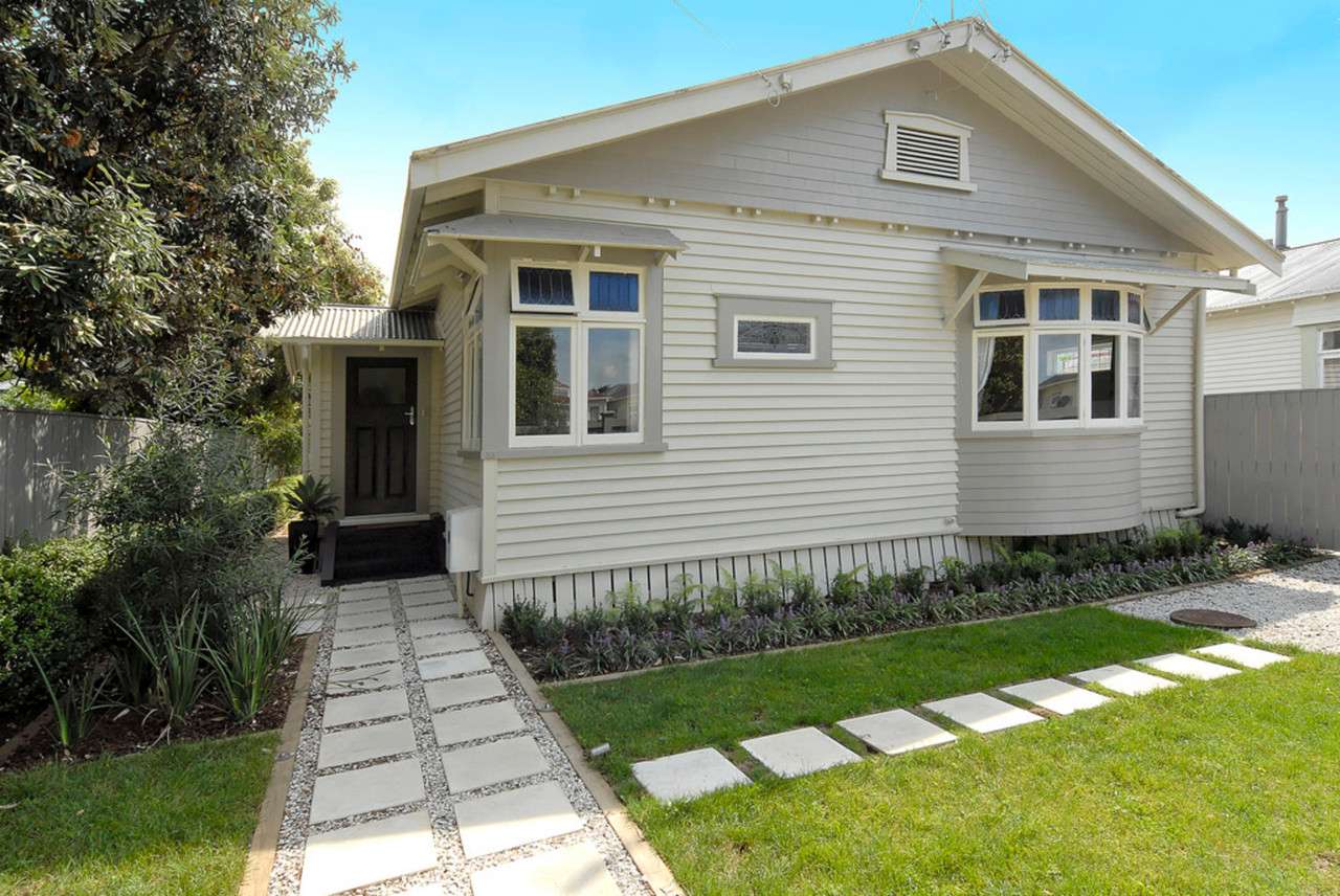 16 Oxton Road, Sandringham, Auckland City | Real Estate | Ray White New ...