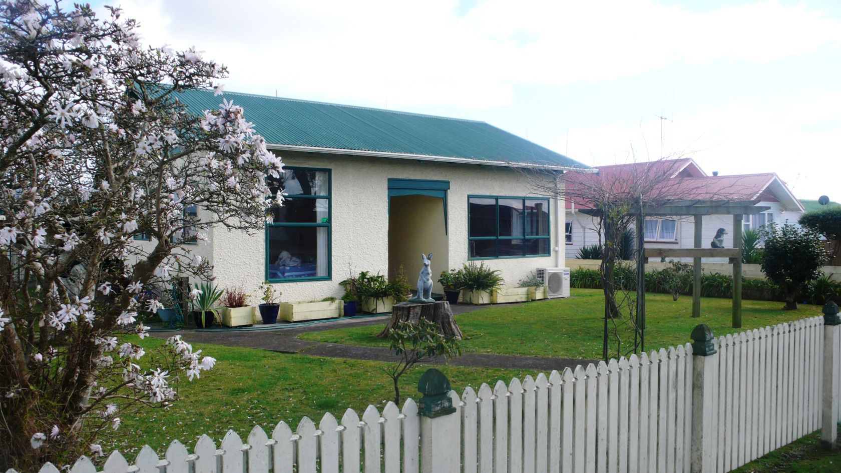 , TE PUKE, – Home For Sale • Ray White New Zealand