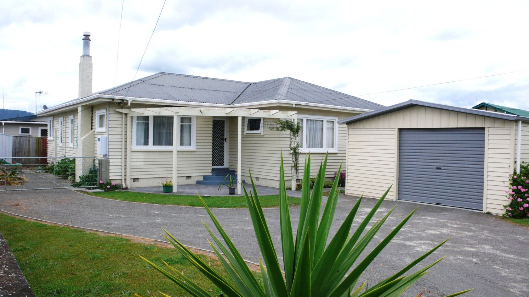 , TE PUKE, – Home For Sale • Ray White New Zealand