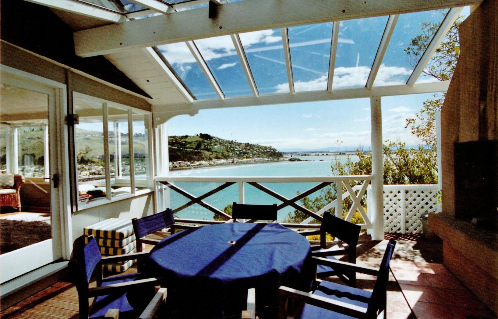 5 Flowers Track, SUMNER, – Home For Rent • Ray White New Zealand