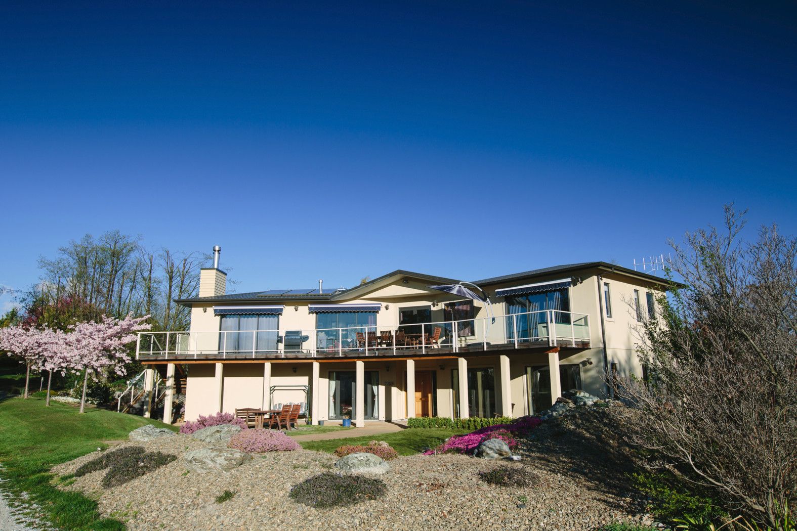 200a Beacon Point Road, WANAKA, – Home For Sale • Ray White New Zealand