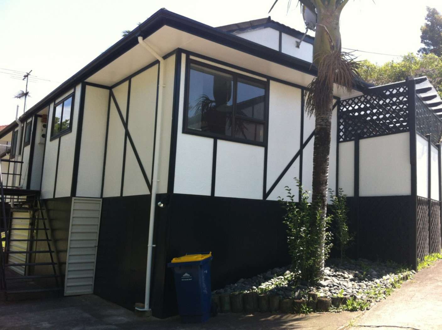 2-39 Sunnynook Road, Sunnynook, North Shore City | Real Estate | Ray ...