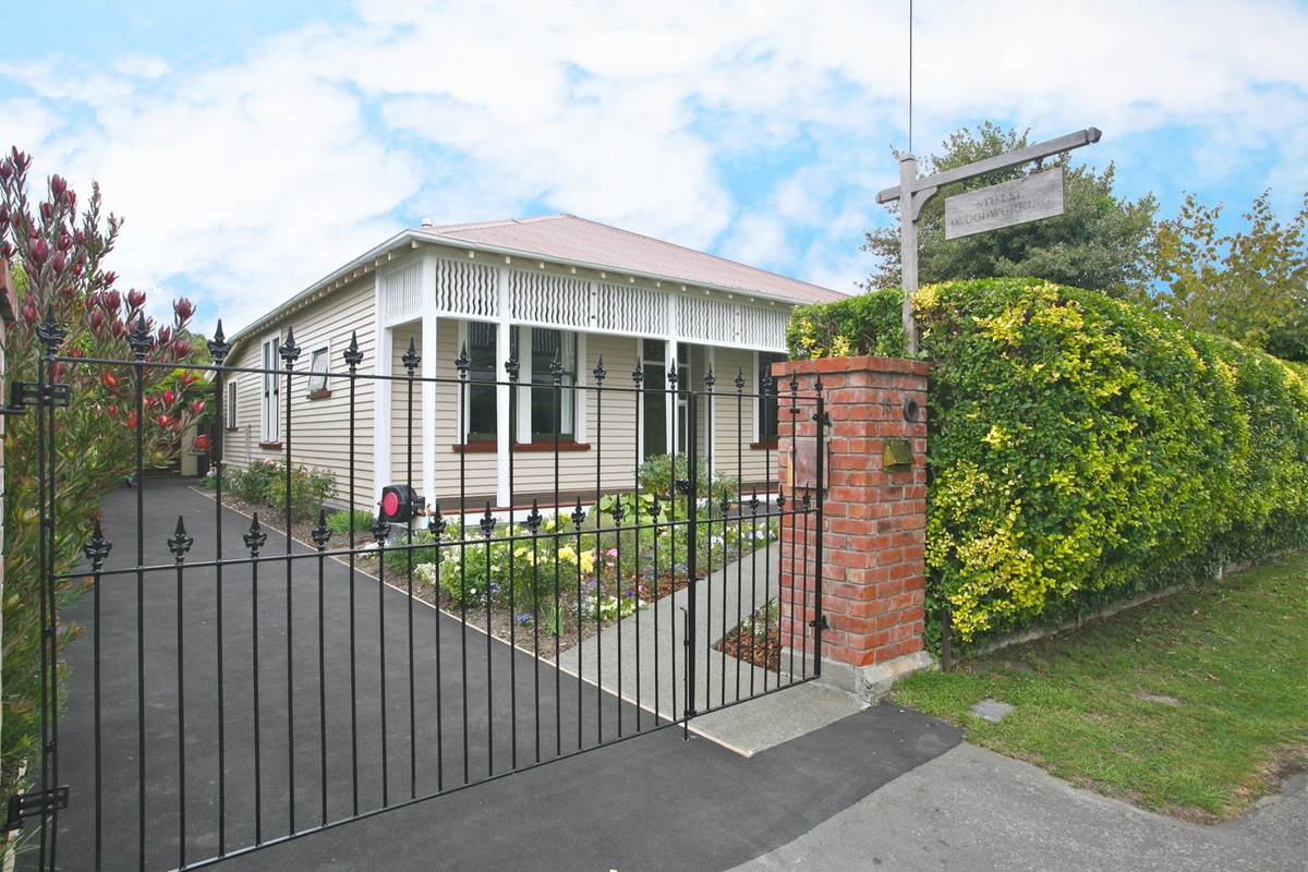 13 Martin Avenue, Beckenham, Christchurch City | Real Estate | Ray ...