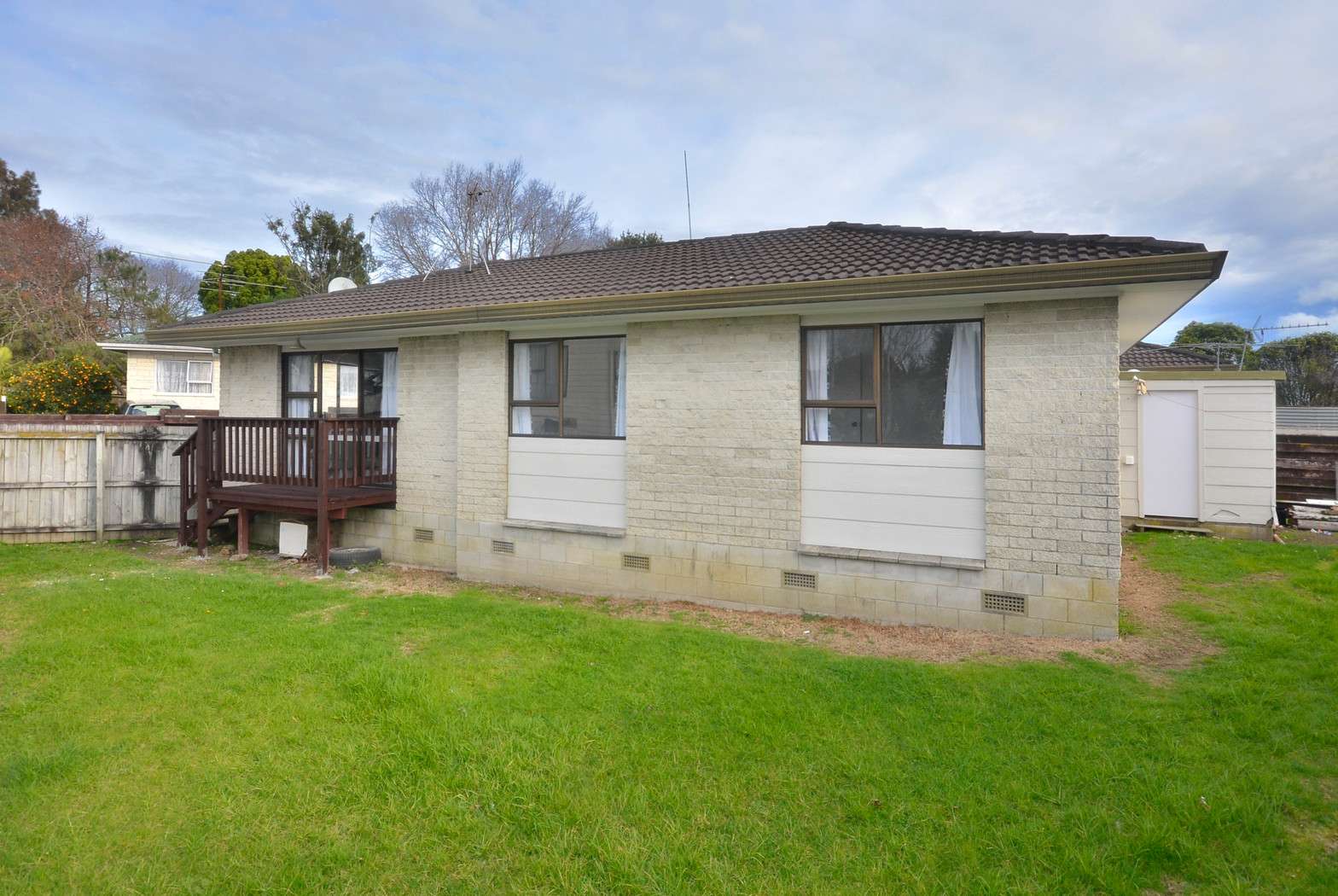 1/319 Roscommon Road, Clendon Park, Manukau City | Real Estate | Ray ...