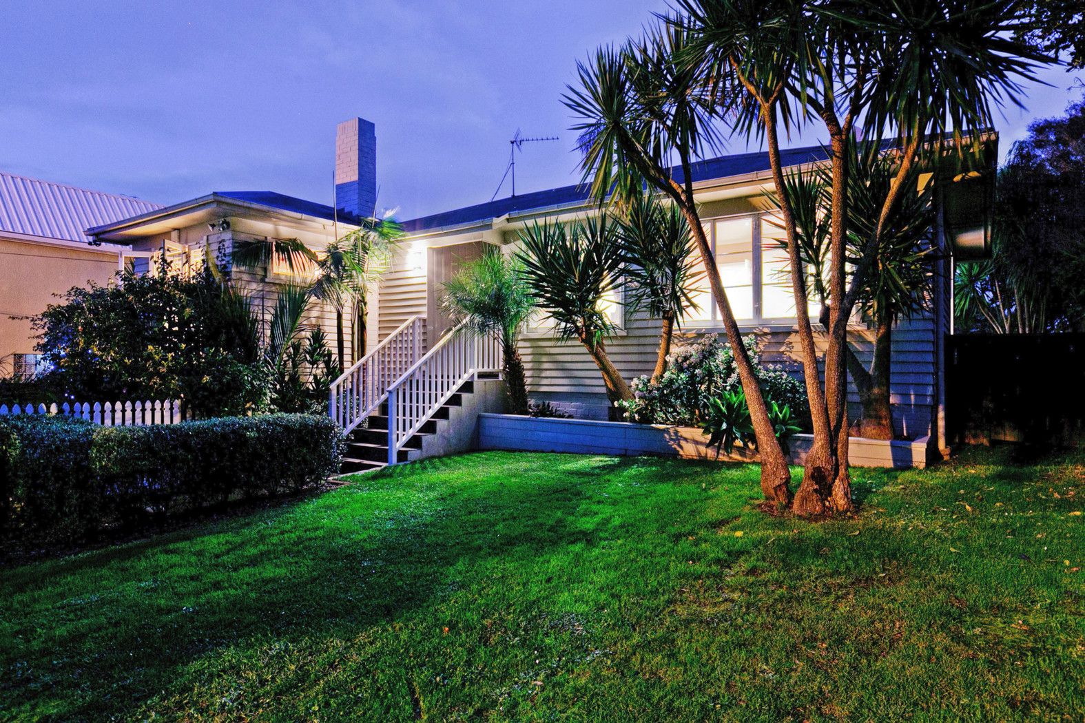 27 Pupuke Road, BIRKENHEAD, – Home For Sale • Ray White New Zealand