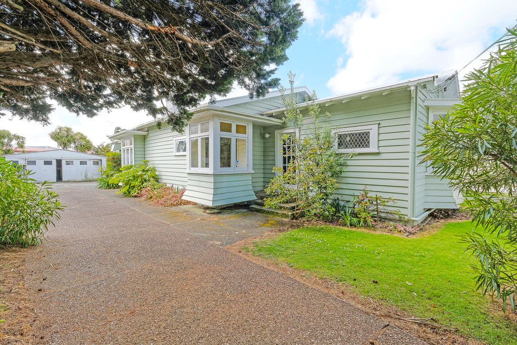 14 Dignan Street, Point Chevalier, – Home For Sale • Ray White New Zealand