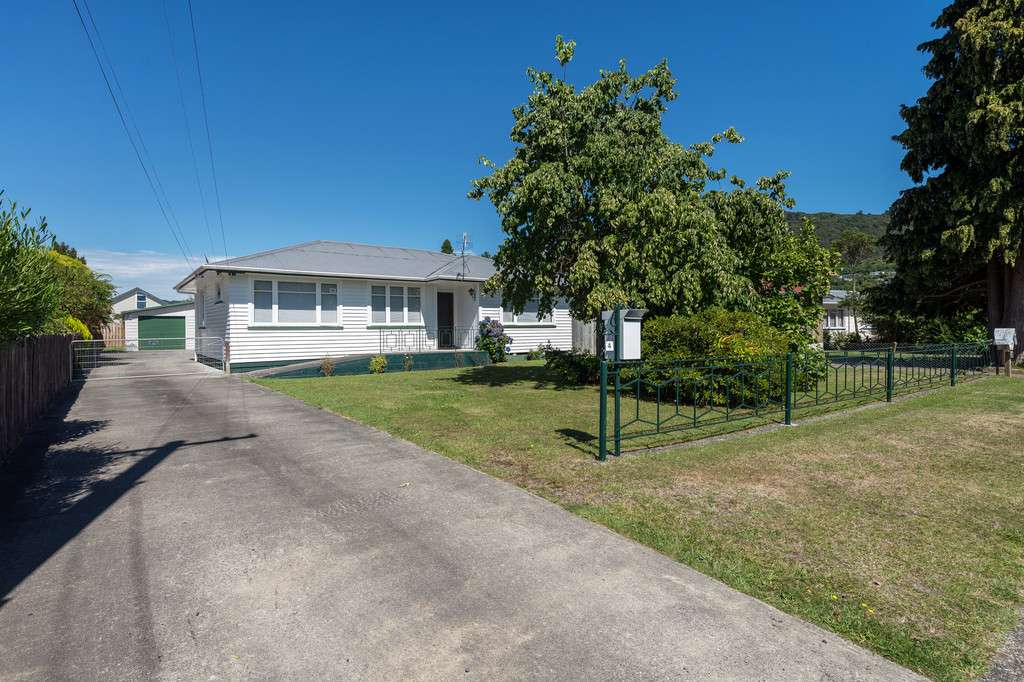 4 Grayson Avenue, Mangakakahi, Rotorua District | Real Estate | Ray ...