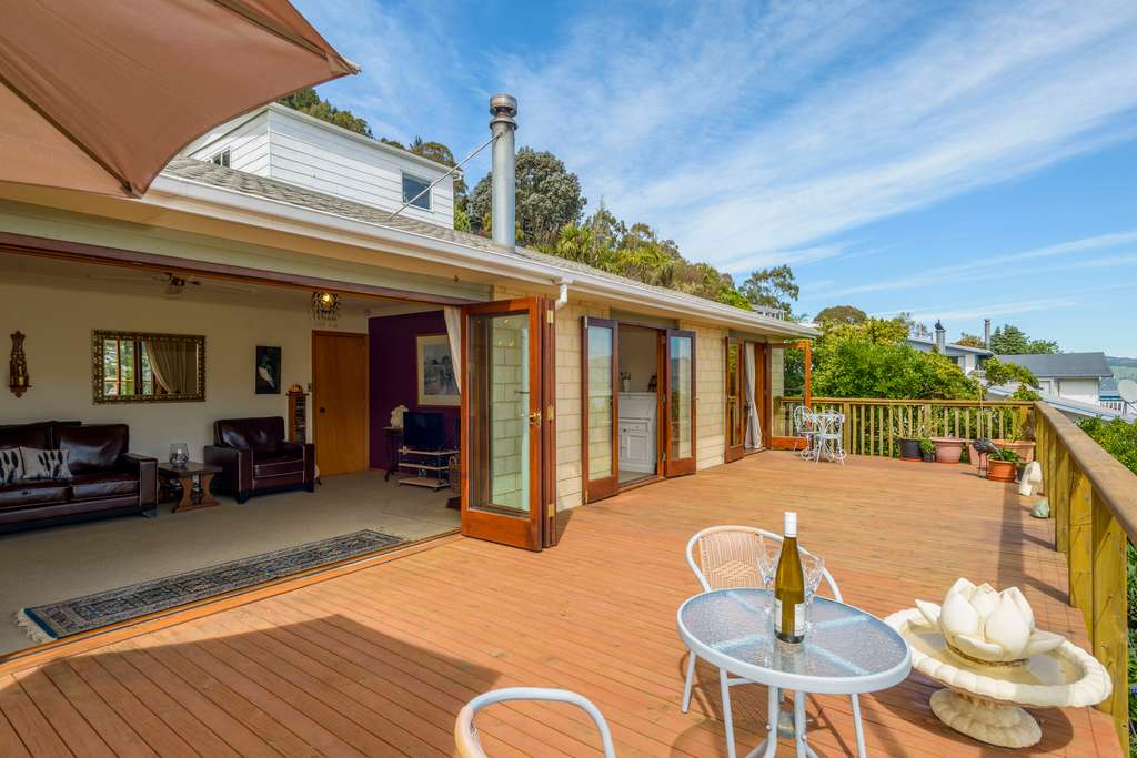 11 Foster Terrace, Lyttelton, Christchurch City | Real Estate | Ray ...