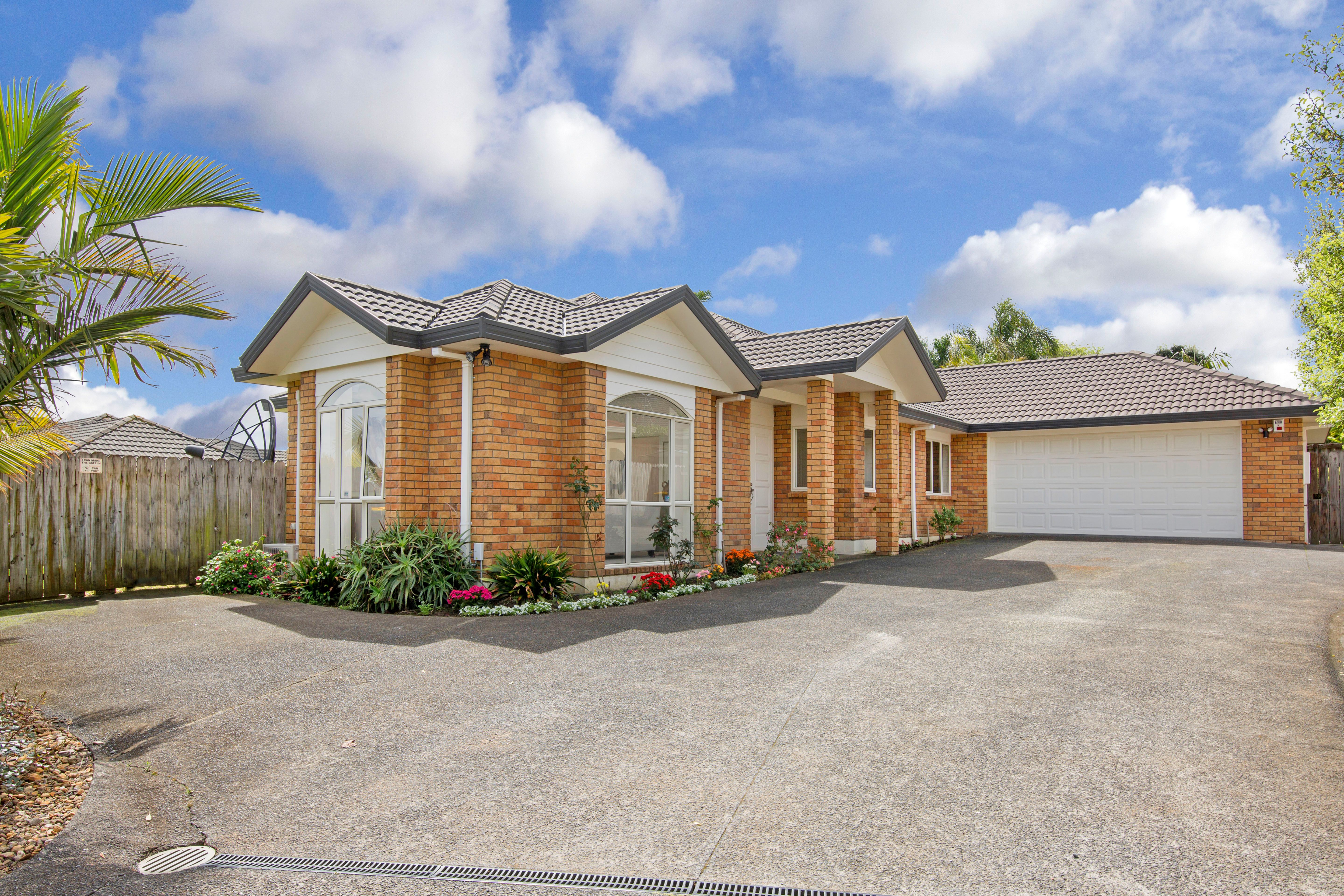 12 Burnaston Court, Dannemora, Manukau City 2016 - Sold House - Ray ...