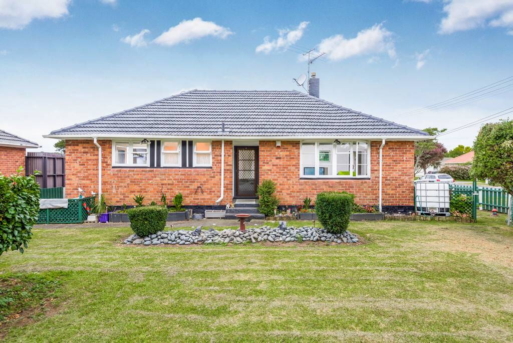 28 Erima Avenue, Point England, Auckland City | Real Estate | Ray White ...