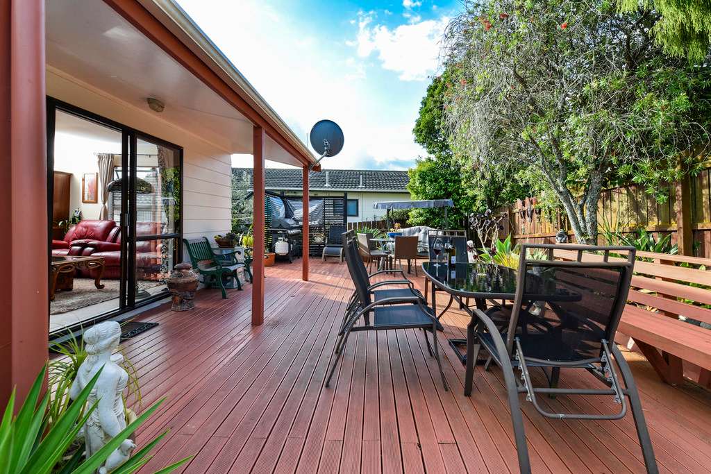 1/42 Gatman Street, Birkdale, North Shore City | Real Estate | Ray ...