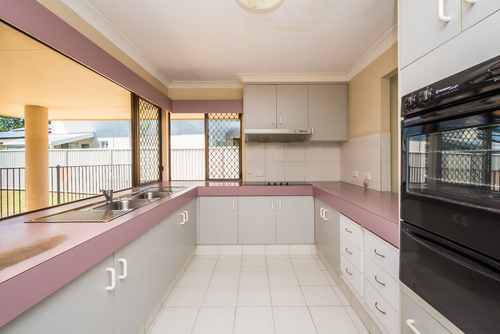4 Darnay Road, Broadbeach Waters, QLD 4218 - Sold House - Ray White ...