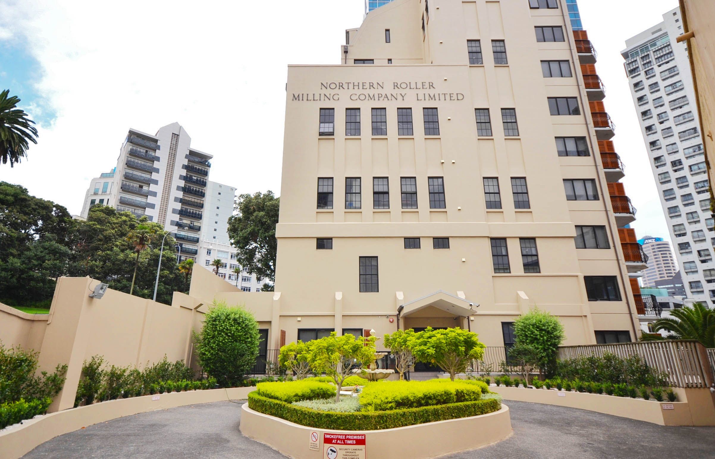 2E/23 Emily Place, Auckland Central, – Home For Rent • Ray White New ...