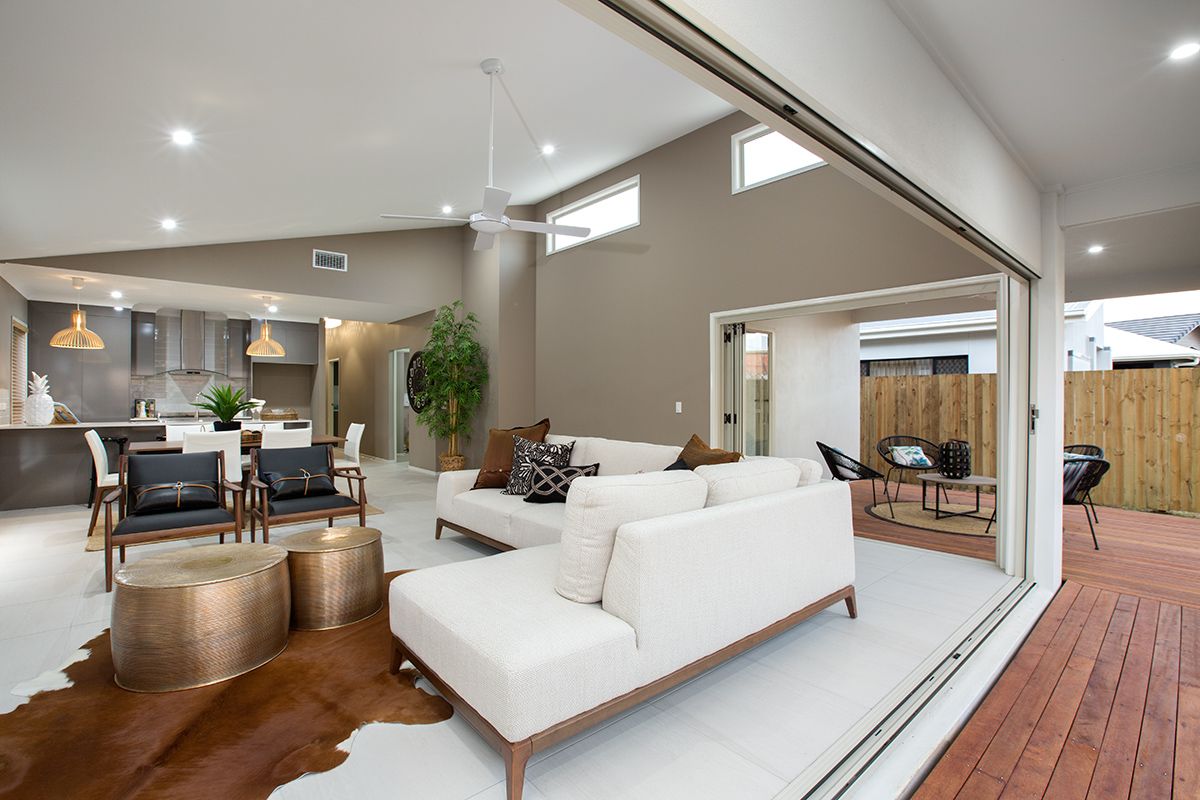 Ray White Narangba