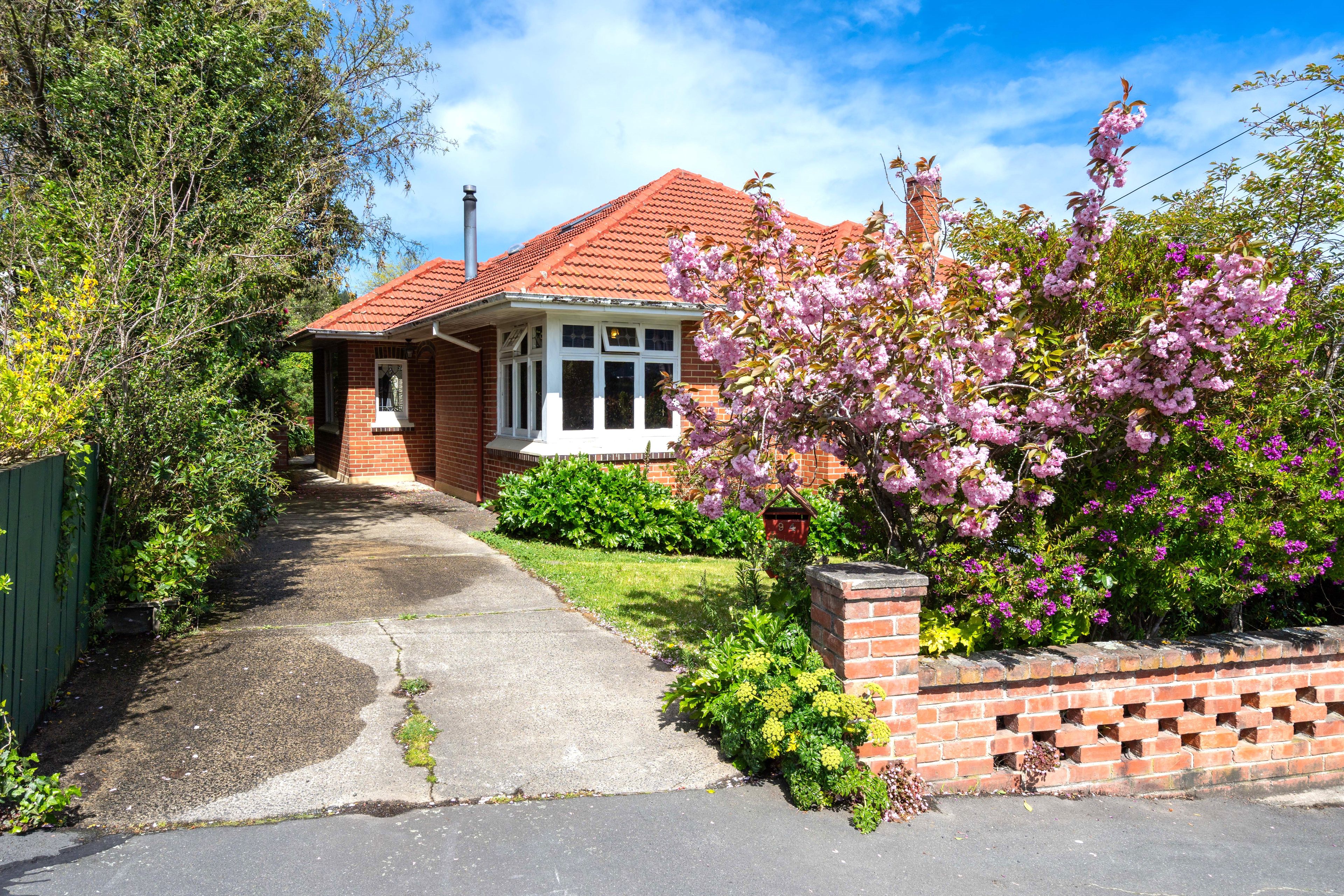 94 Signal Hill Road, Opoho, Dunedin City 9010 - Sold House - Ray White ...