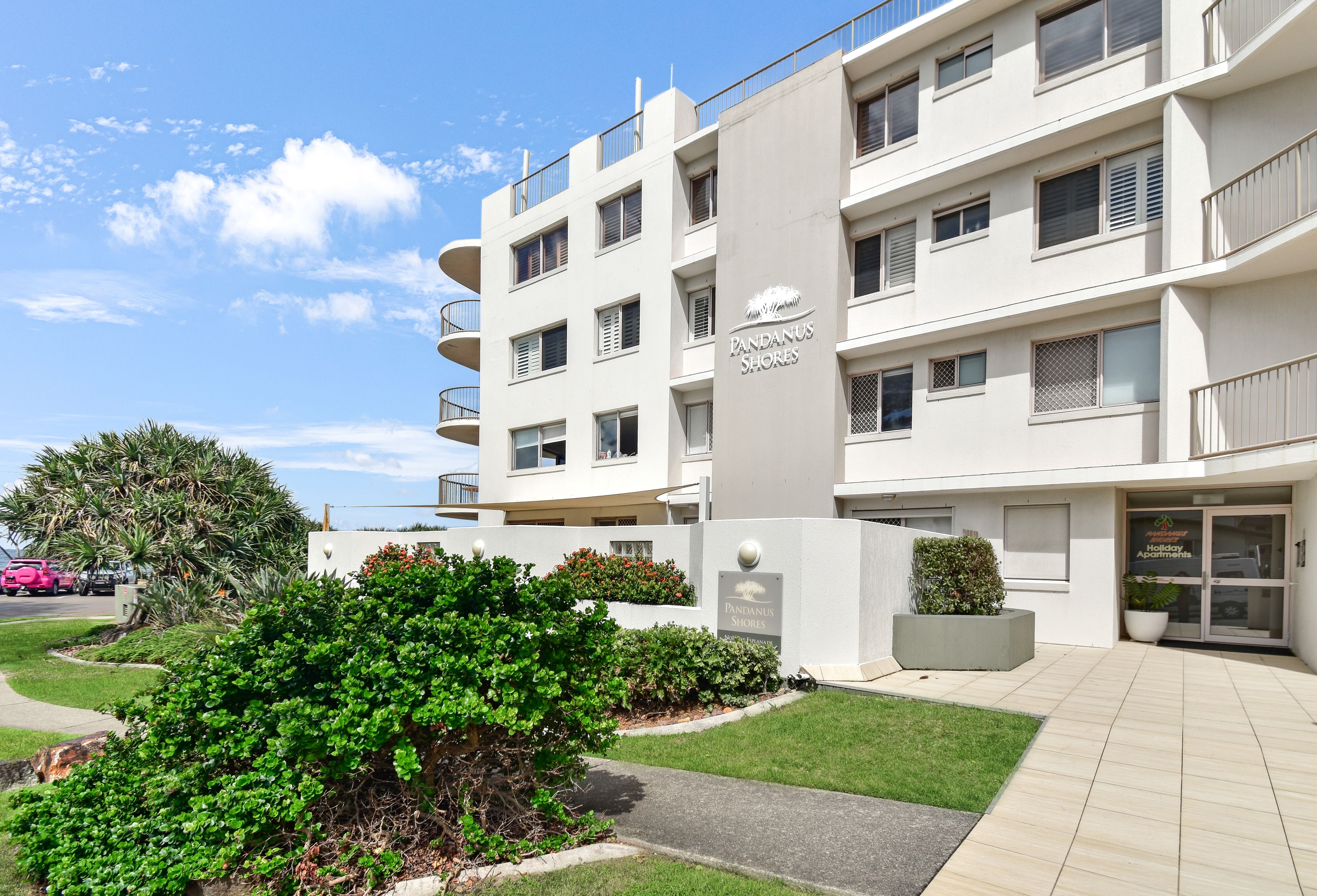 1/1 Esplanade Bulcock Beach, Caloundra, QLD 4551 - Leased Unit - Ray ...