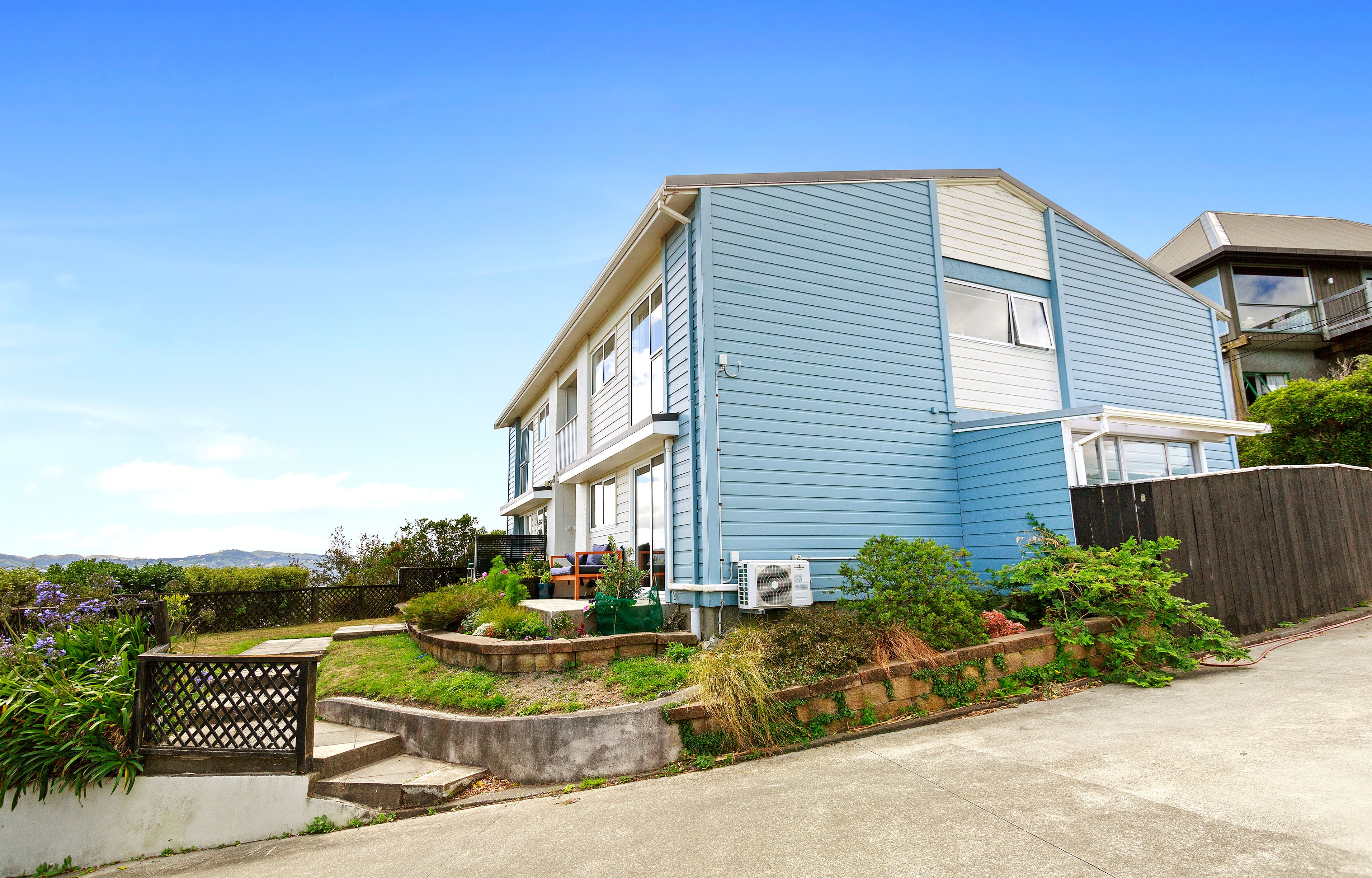 8D Nikau Road, Point Howard, Lower Hutt City 5013 - Sold Unit - Ray ...