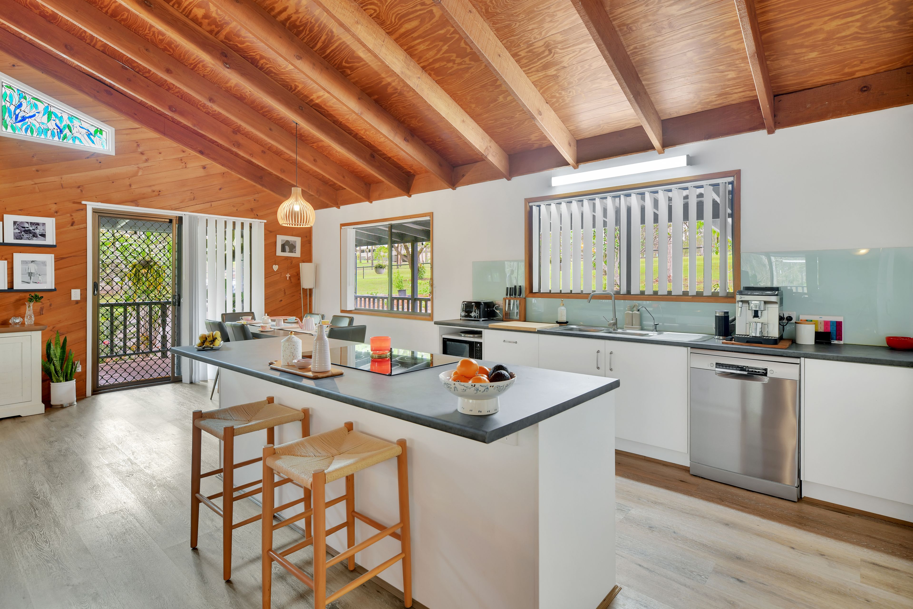 3 Jensen Street, Aratula, QLD 4309 - Sold Rural Lifestyle Property ...