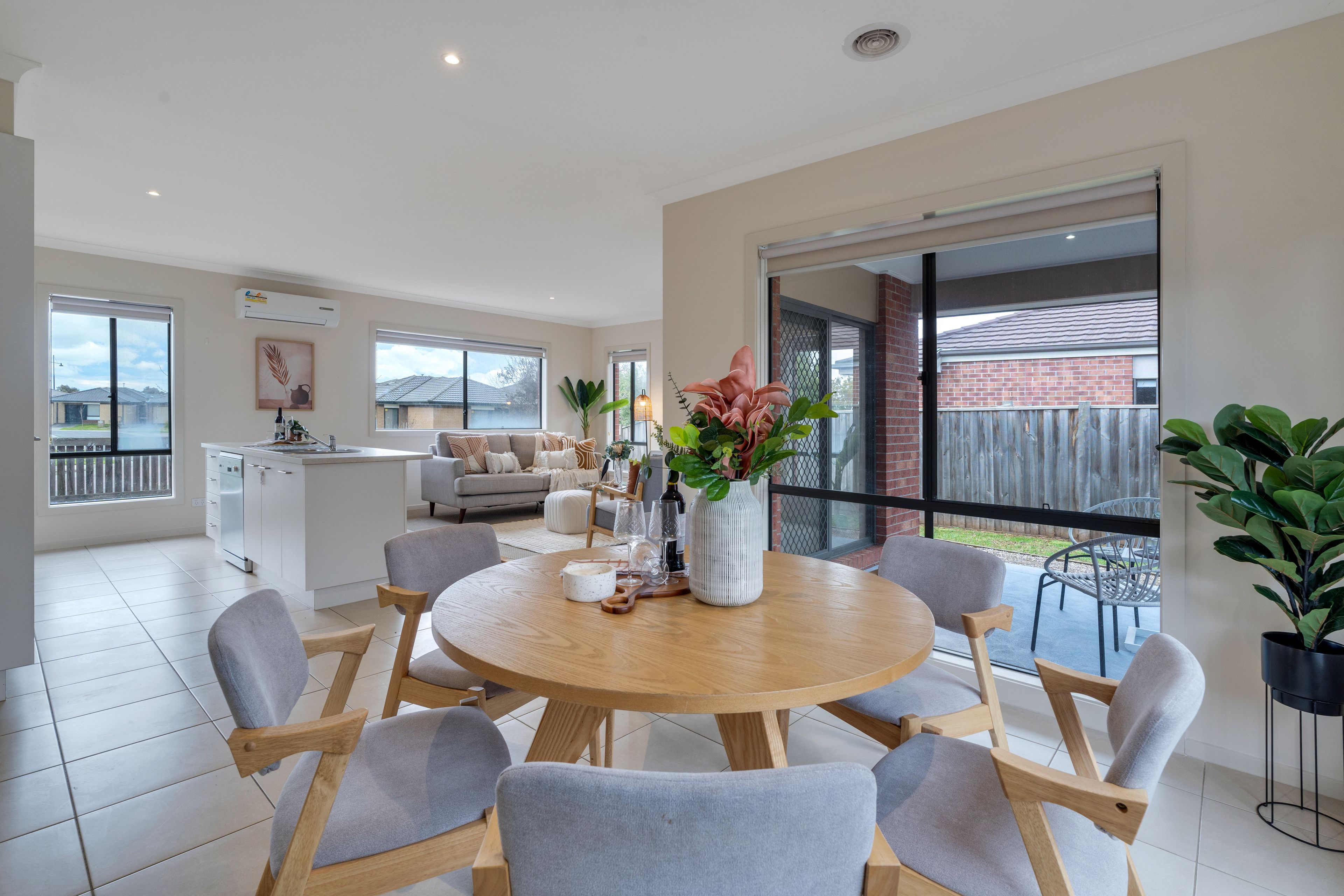 25 Ambrosia Way, Beveridge, VIC 3753 - Sold House - Ray White Craigieburn