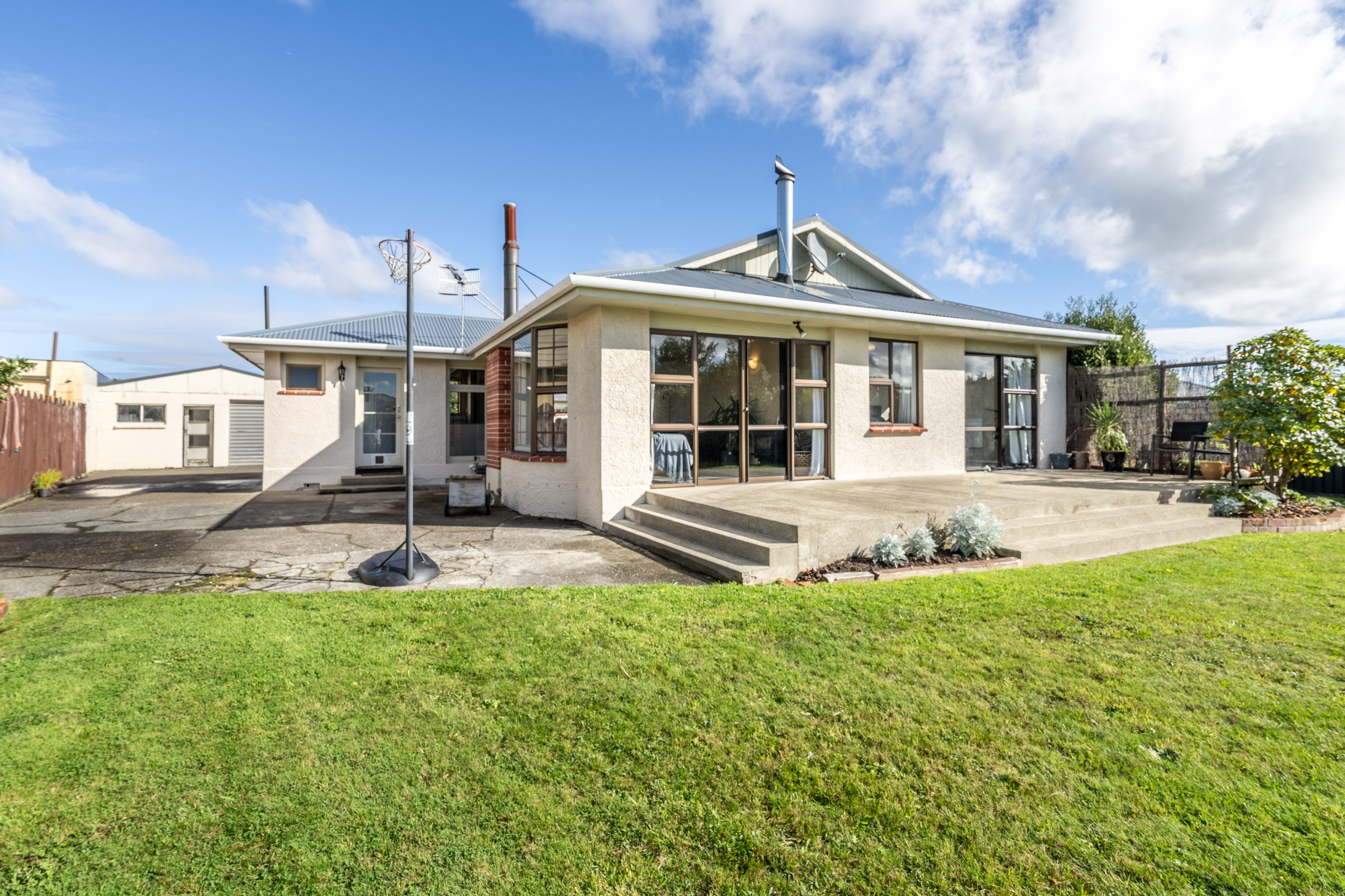 40 Price Street, Grasmere, Invercargill 9810 - Sold House - Ray White ...