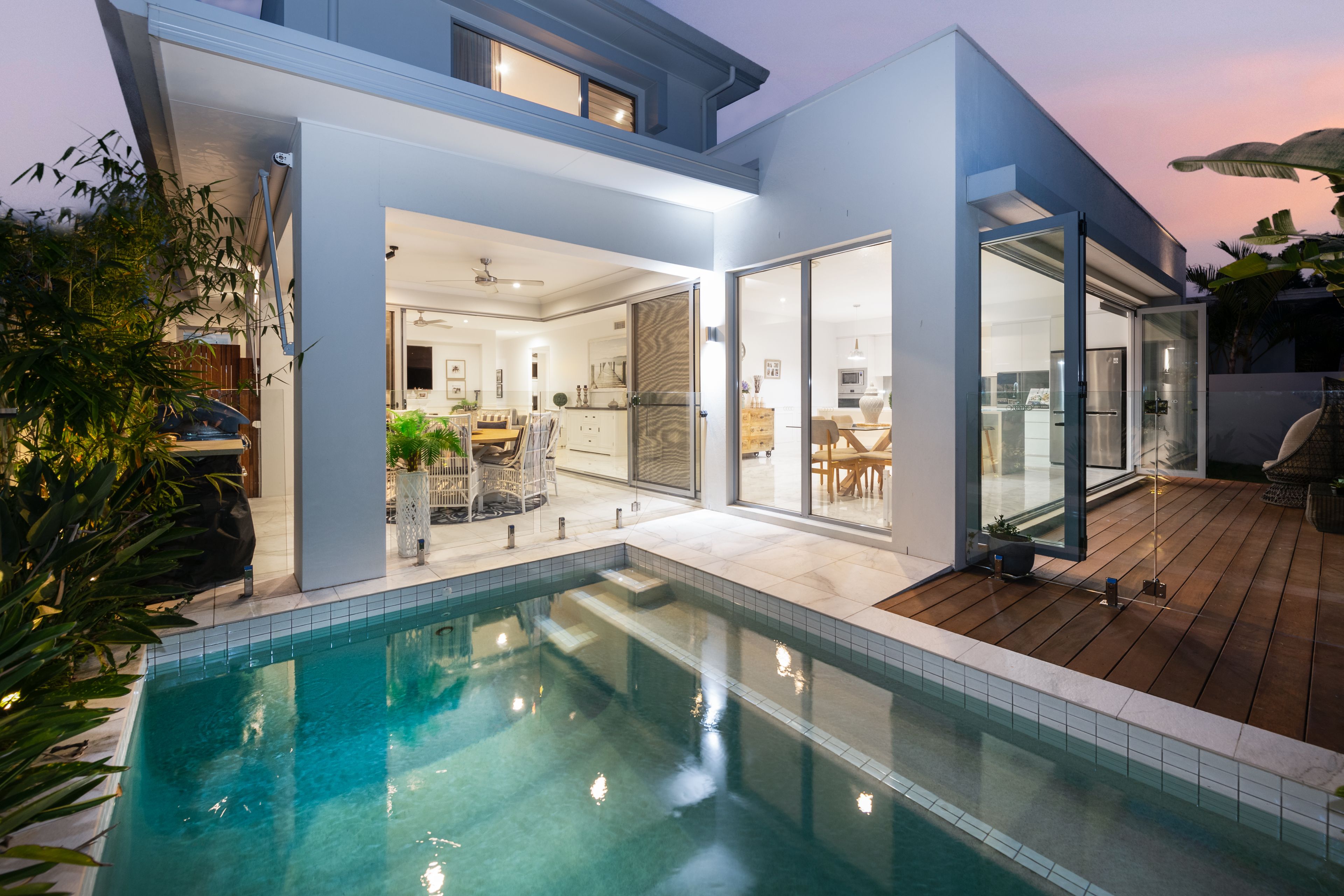 7814 Pavilions Close, Hope Island, QLD 4212 - Sold House - Ray White ...