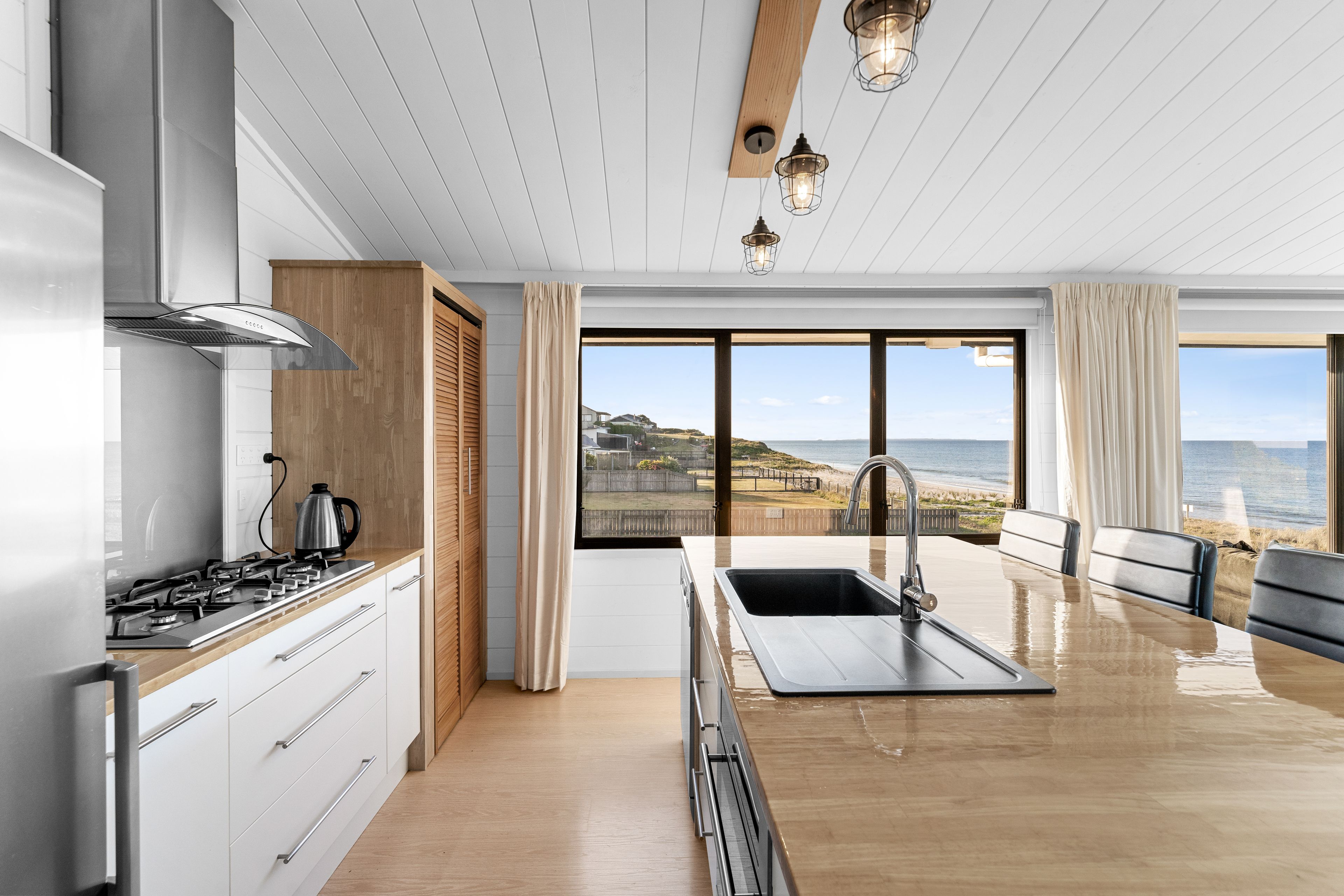 91 Pukehina Parade, Pukehina Beach, Western Bay Of Plenty District 3189 ...