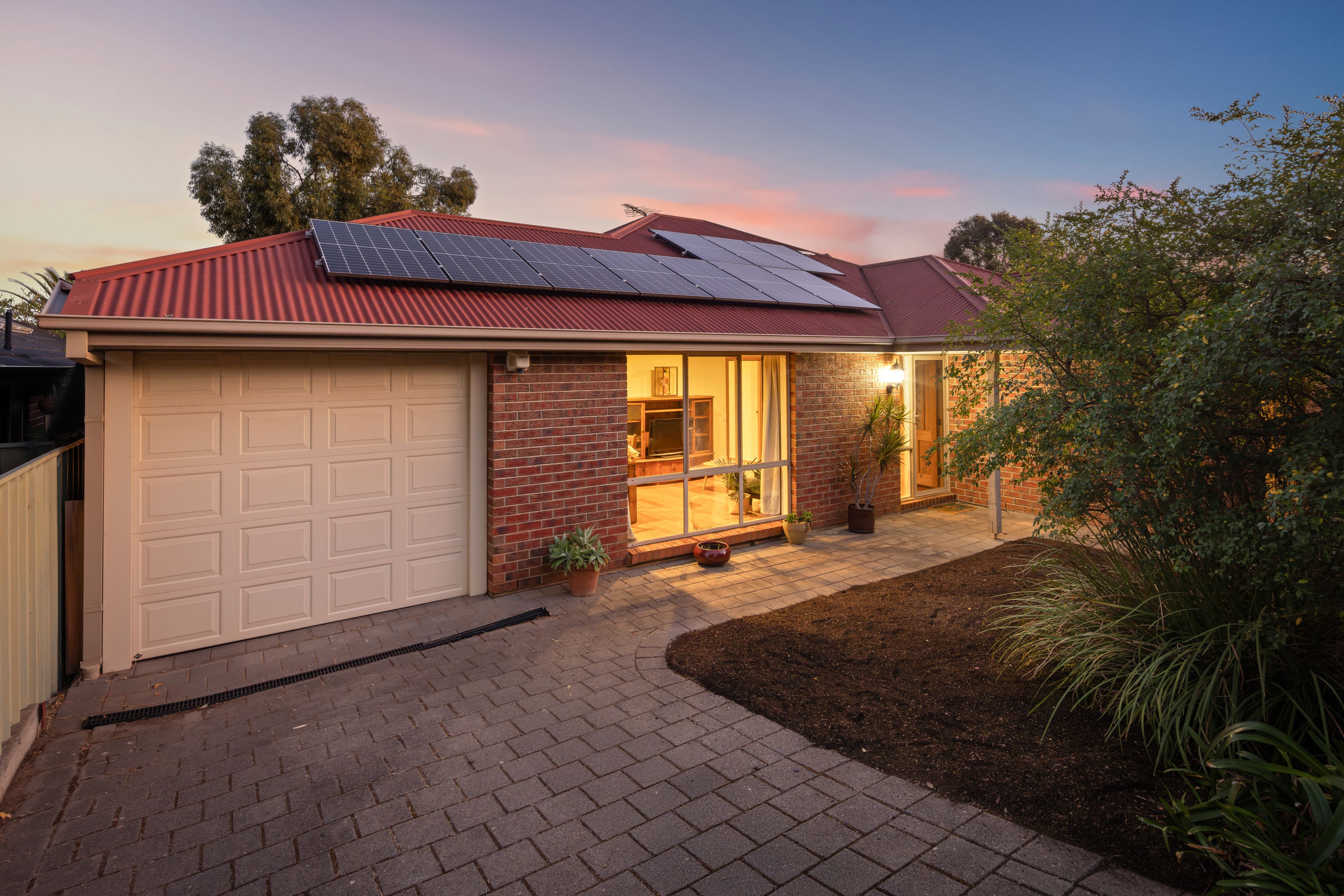 13 Cranbourne Drive, O'HALLORAN HILL, SA 5158 - Sold House - Ray White ...