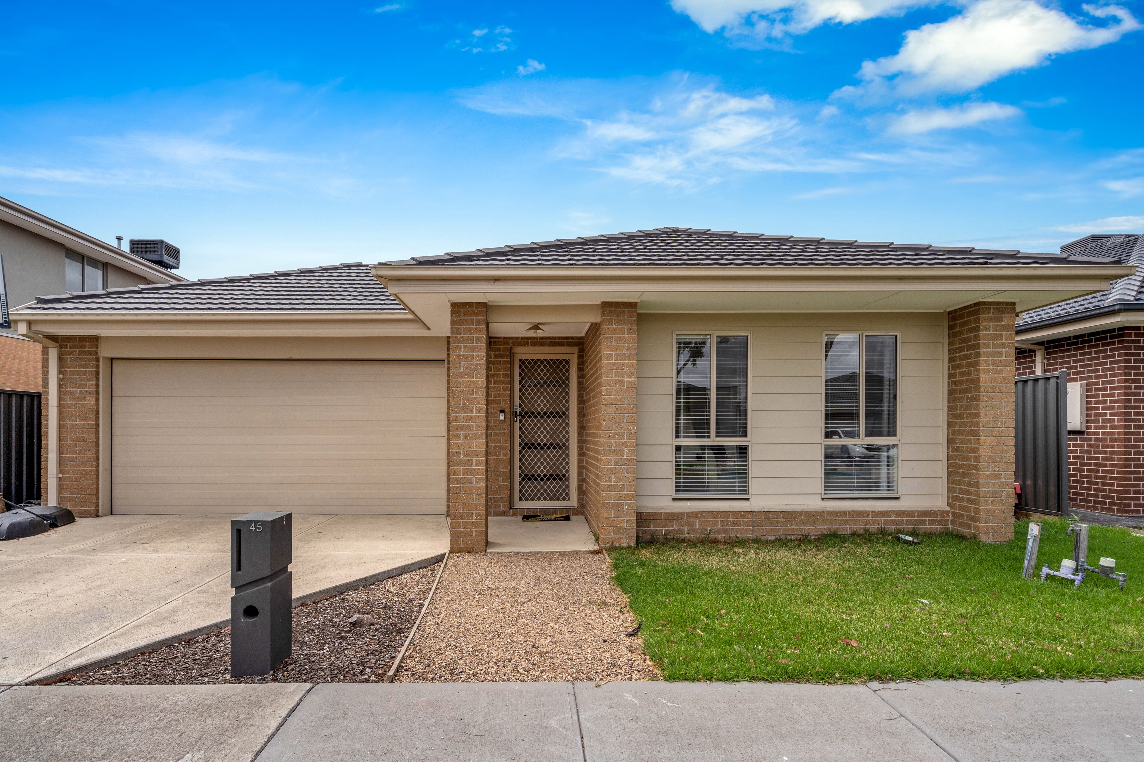 45 Scoria Circuit, Craigieburn, VIC 3064 - Sold House - Ray White ...
