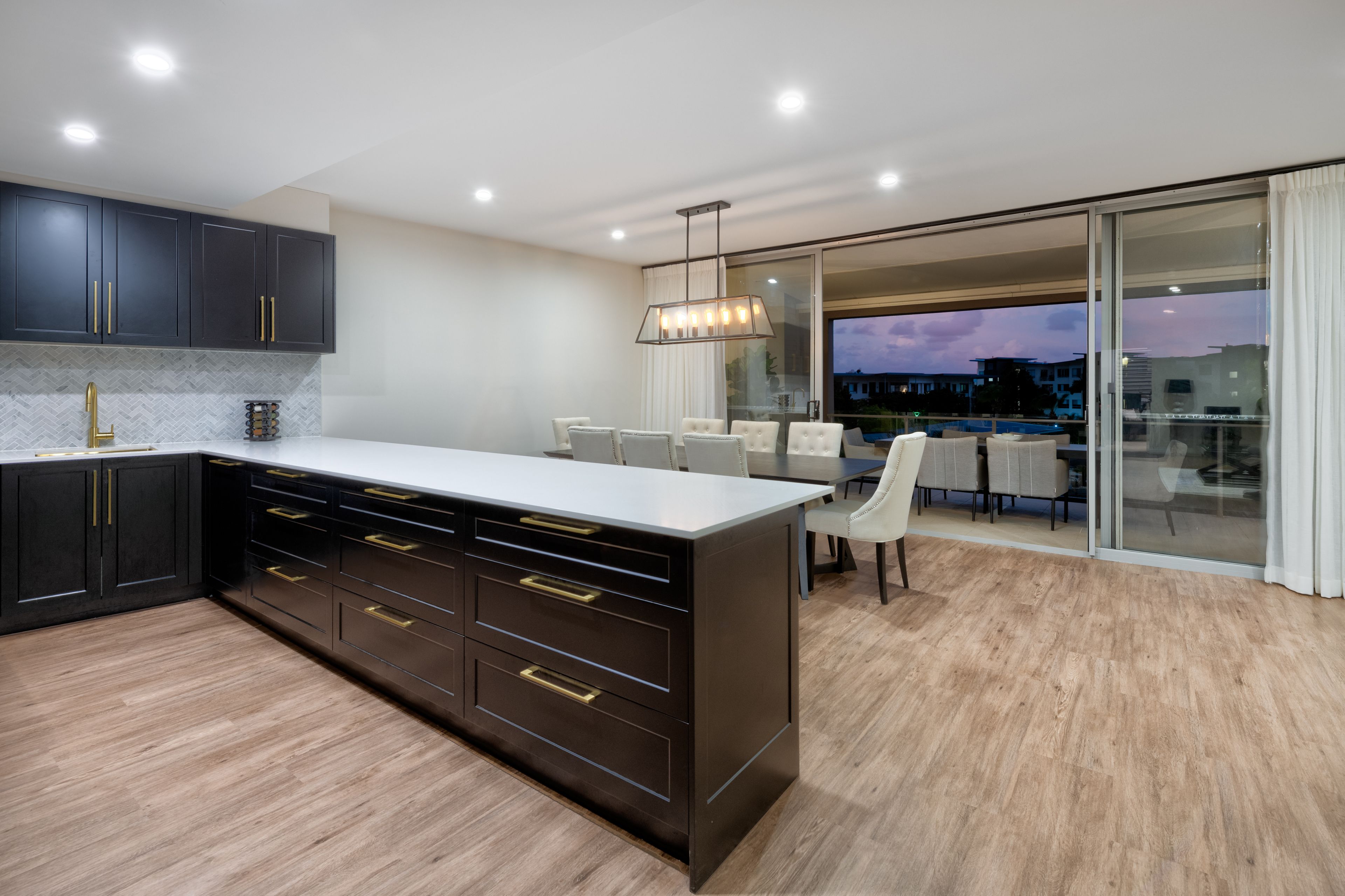 335/3 Pendraat Parade 'Ilanah Aqua', Hope Island, QLD 4212 - Sold ...