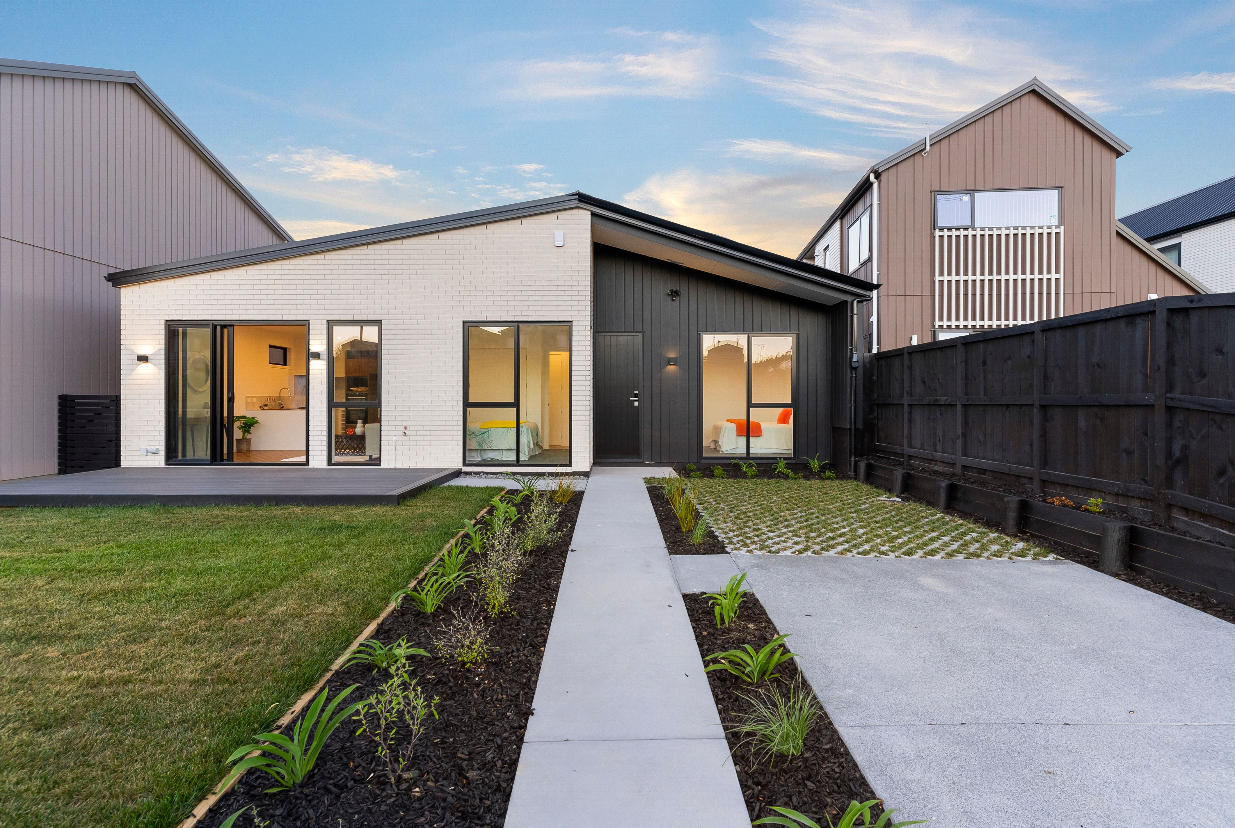 6 Papai Lane, Massey, Waitakere City 0610 - Sold House - NorthWest