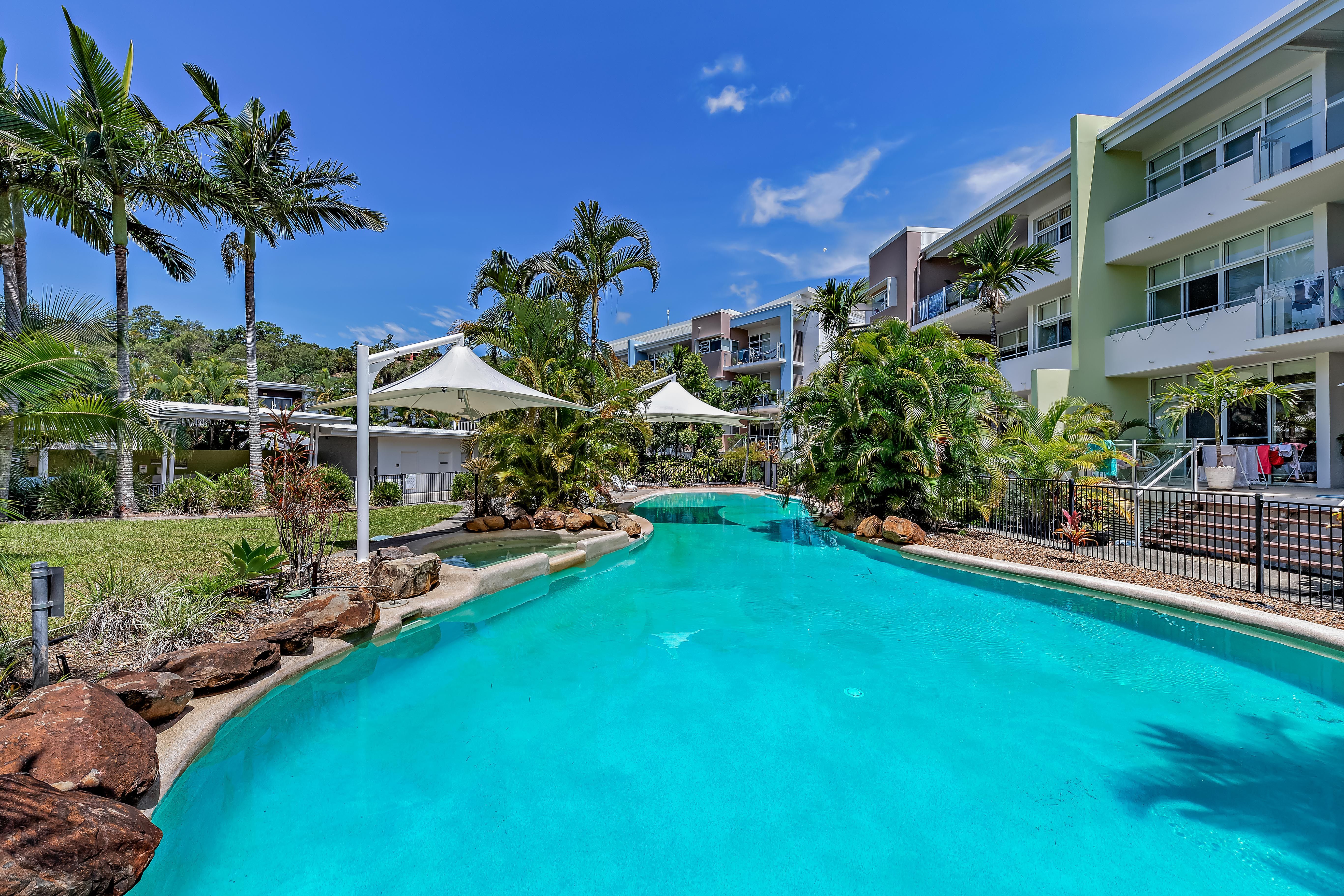 22/65 Manooka Drive, Cannonvale, QLD 4802 - Sold Unit - Ray White ...