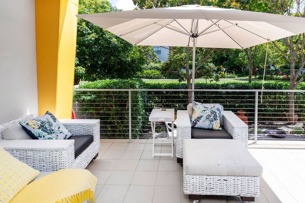 116/64 Sickle Avenue, Hope Island, QLD 4212 - Sold Unit - Ray White ...