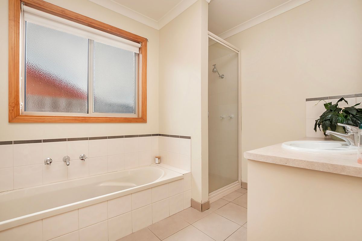 31 McPherson Crescent, Warrnambool, VIC 3280 - Sold House - Ray White ...