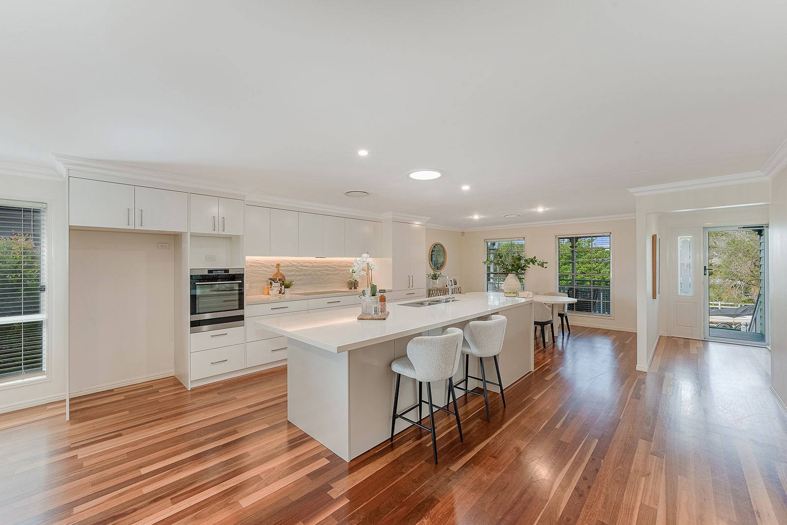 Ray White Sherwood | Ray White Centenary