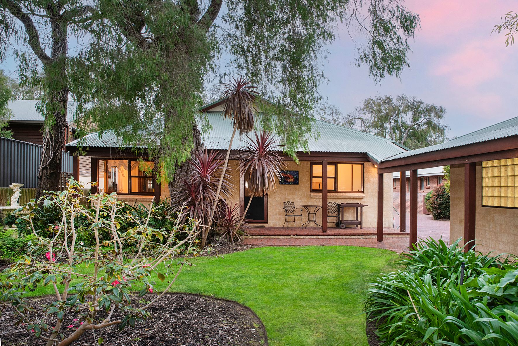 412 Geographe Bay Road, Quindalup, WA 6281 - Sold House - Ray White ...