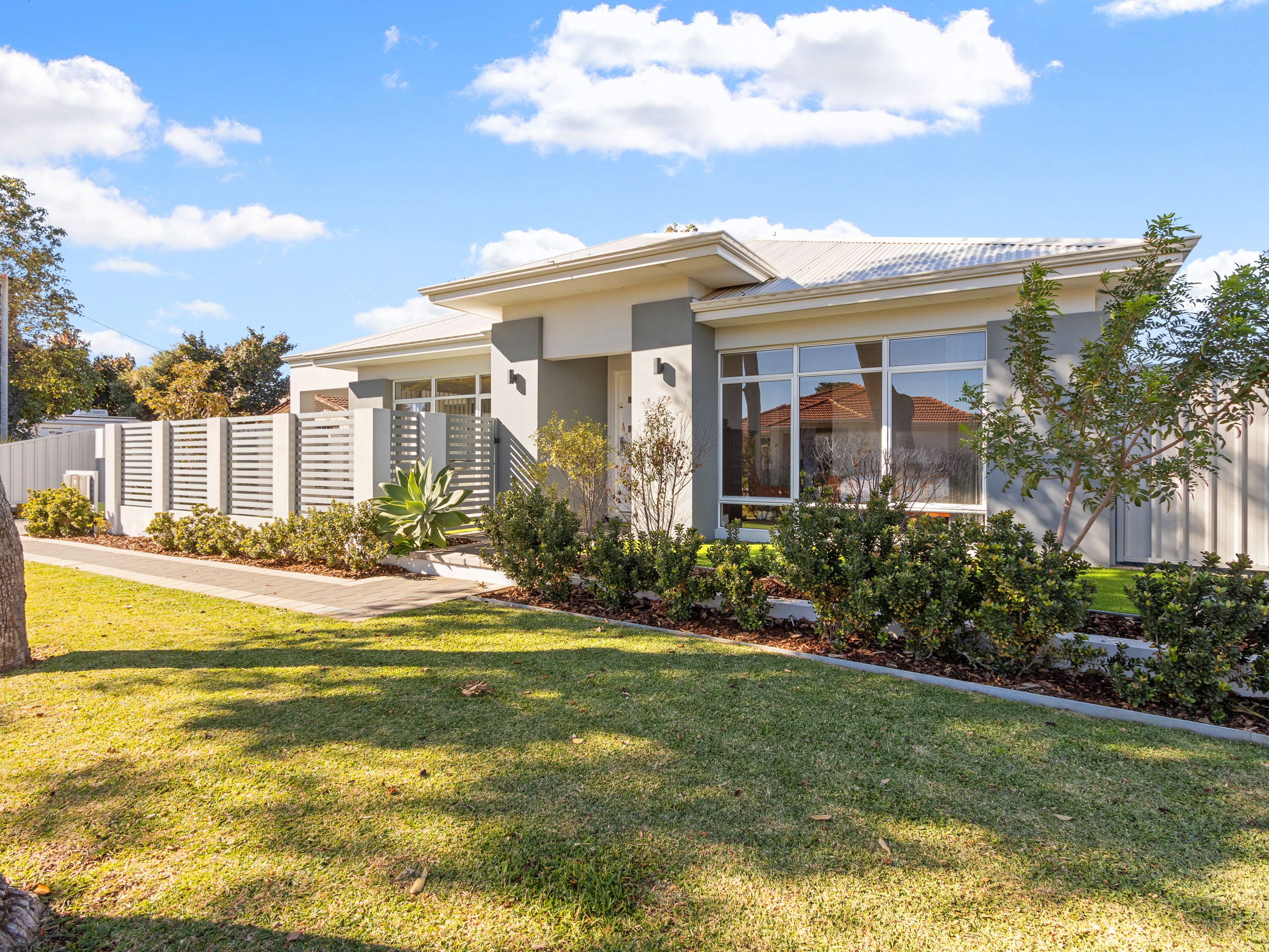 38A Jubilee Street, Beckenham, WA 6107 - Sold Unit - Ray White Canning ...
