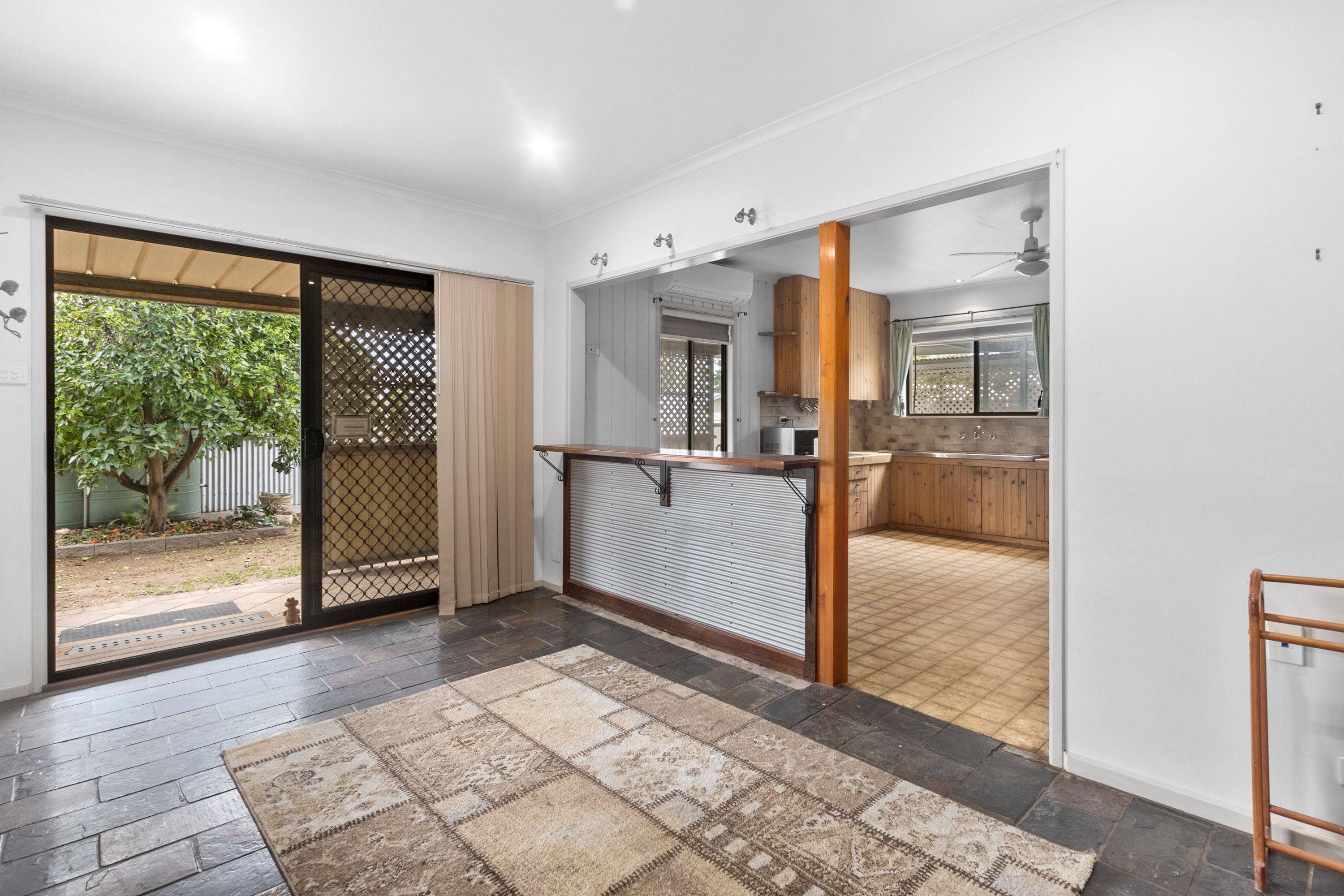 29 Hughes Street, Wallaroo, SA 5556 - Leased House - Ray White Yorke ...