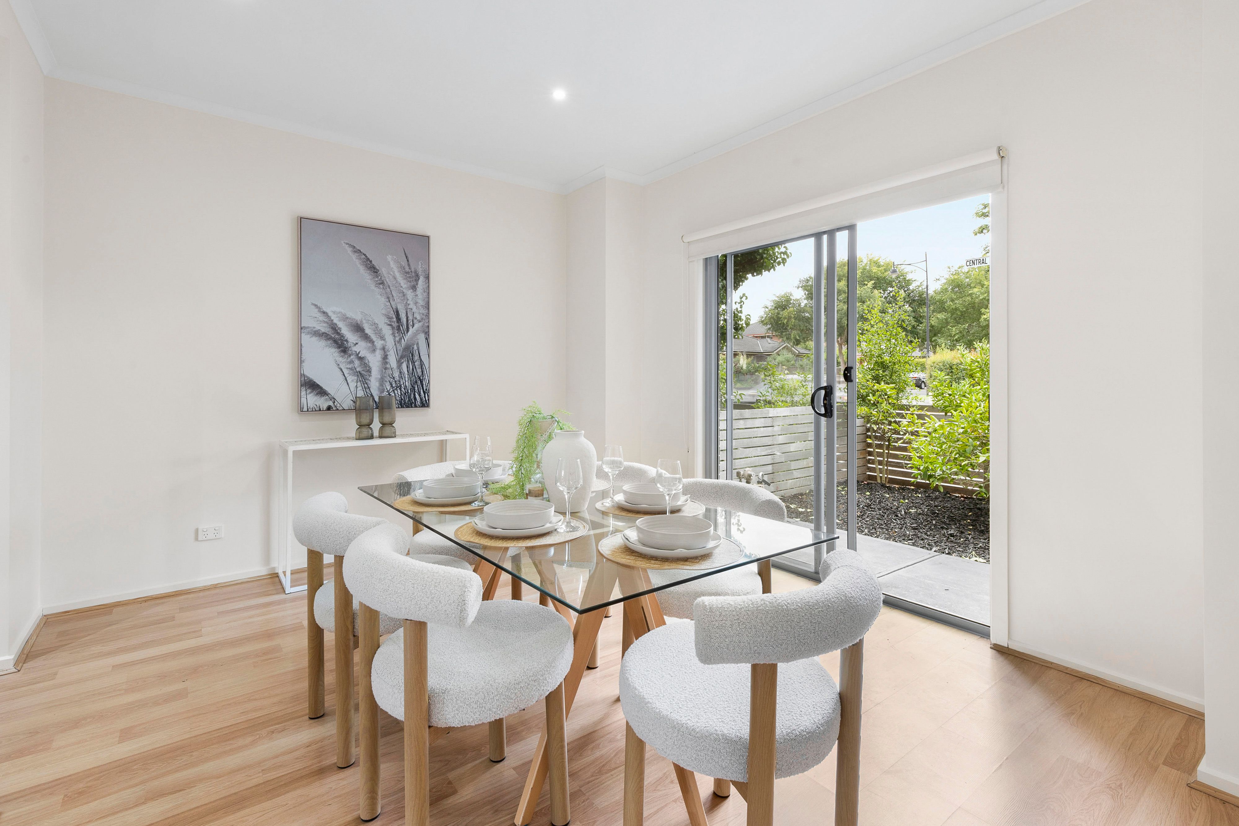 173 Central Park Avenue, Craigieburn, VIC 3064 - House for Sale - Ray ...