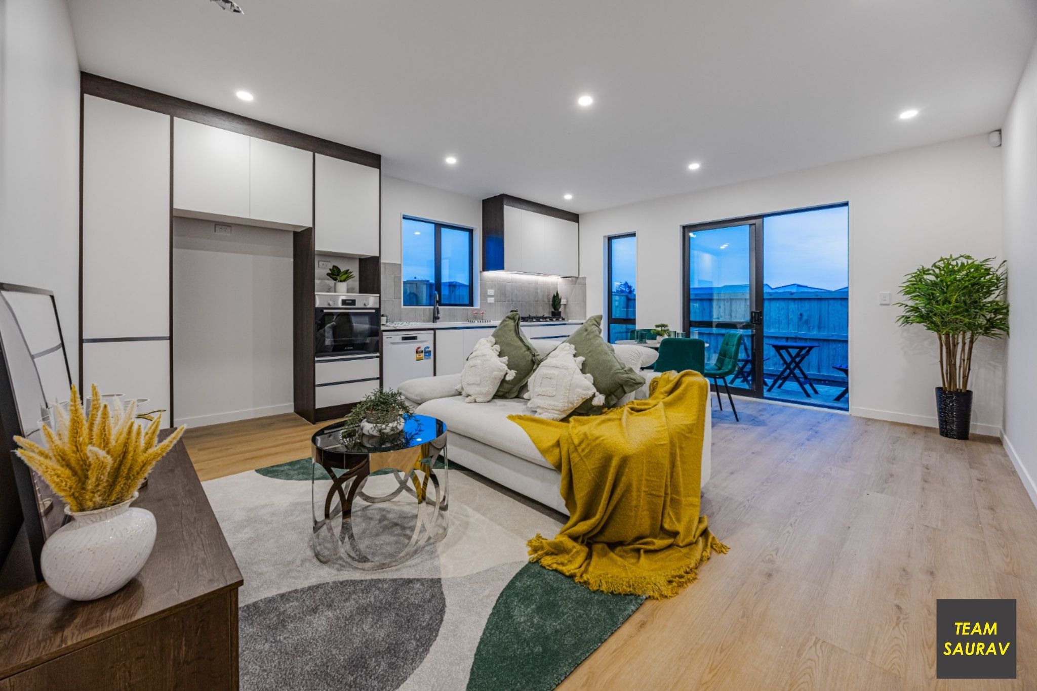 6 Ihi Place, Karaka, Franklin 2580 - House for Sale - Ray White Flat Bush