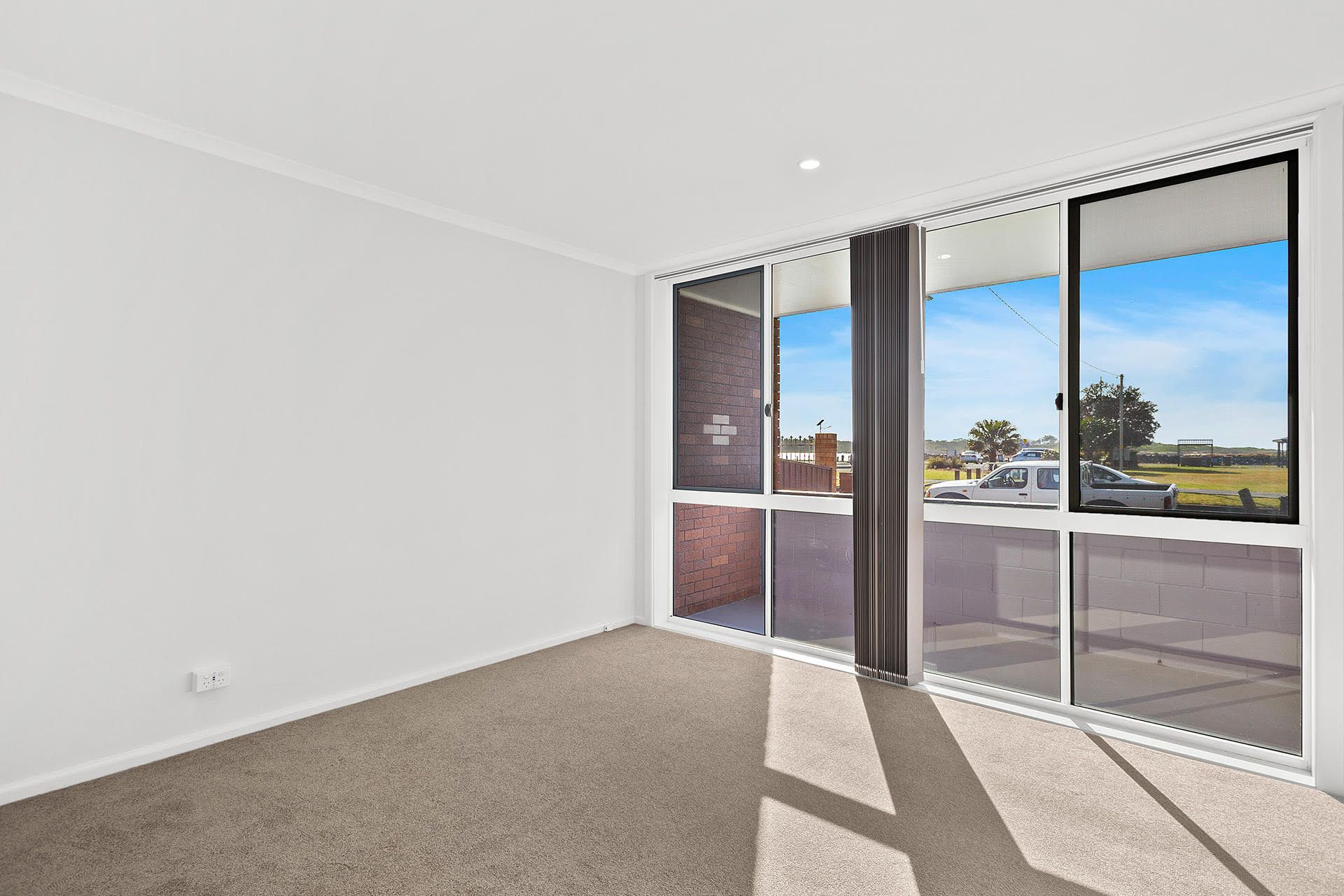 1/33 Reddall Parade, Lake Illawarra, NSW 2528 - Sold Unit - Ray White ...