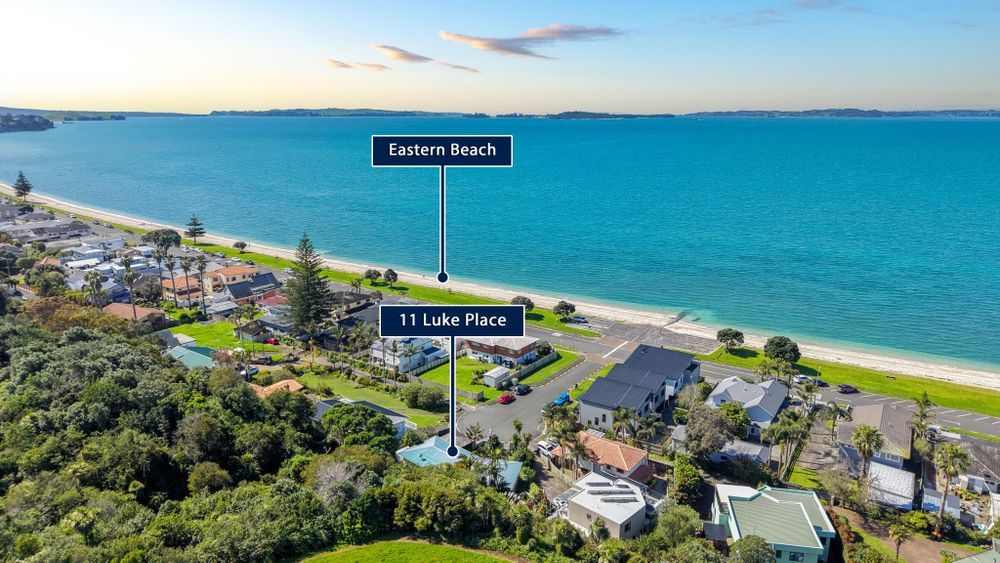 11 Luke Place, Eastern Beach, Manukau City 2012 - House for Sale - Ray ...